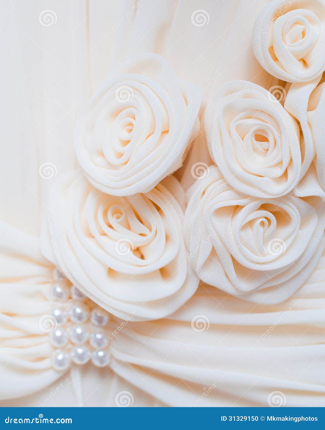 Rosas Poner Crema De Las Telas Foto de archivo - Imagen de amor ...