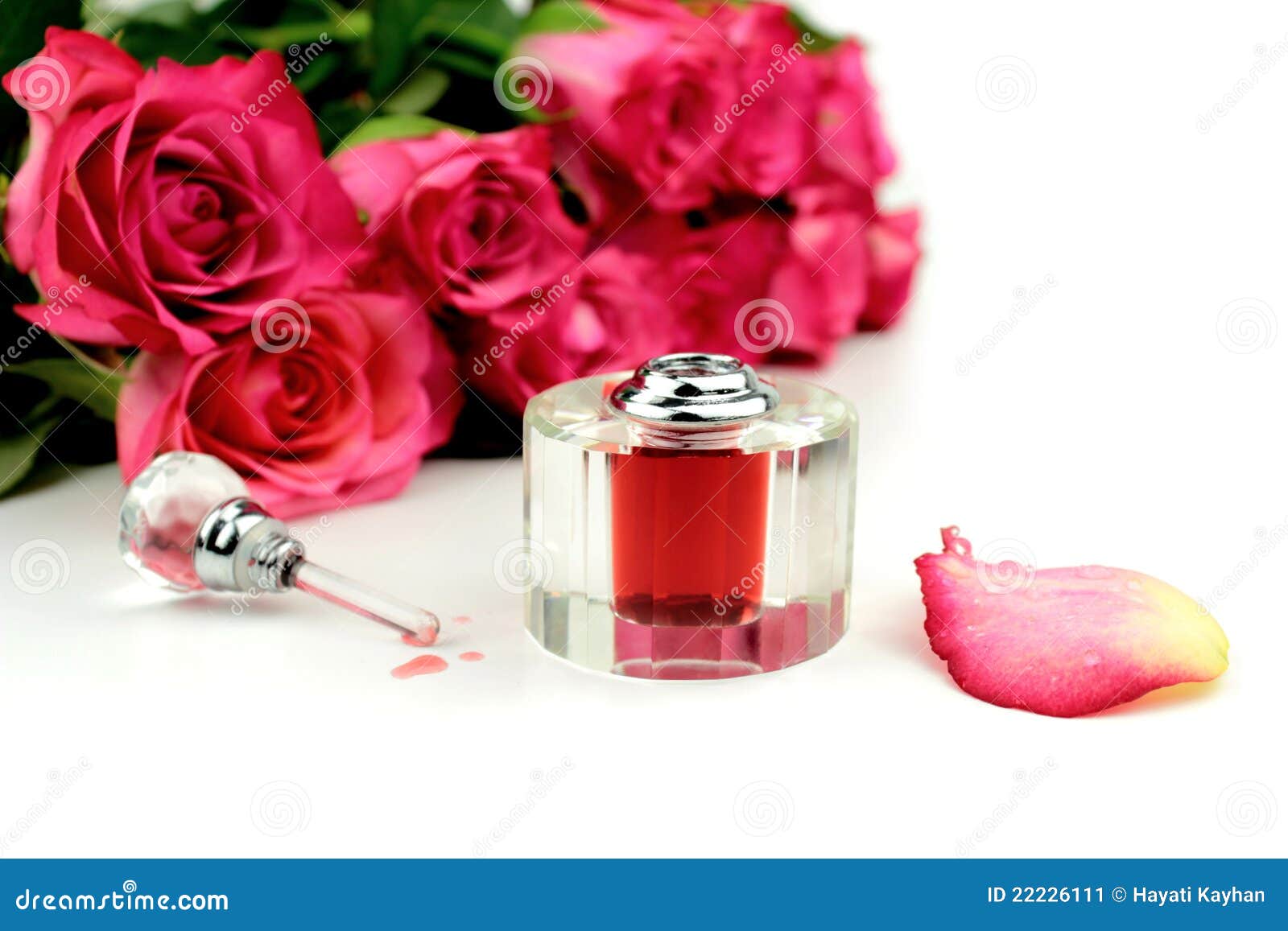 Rosas y perfume rosados, imagen de archivo. Imagen de decorativo - 22226111