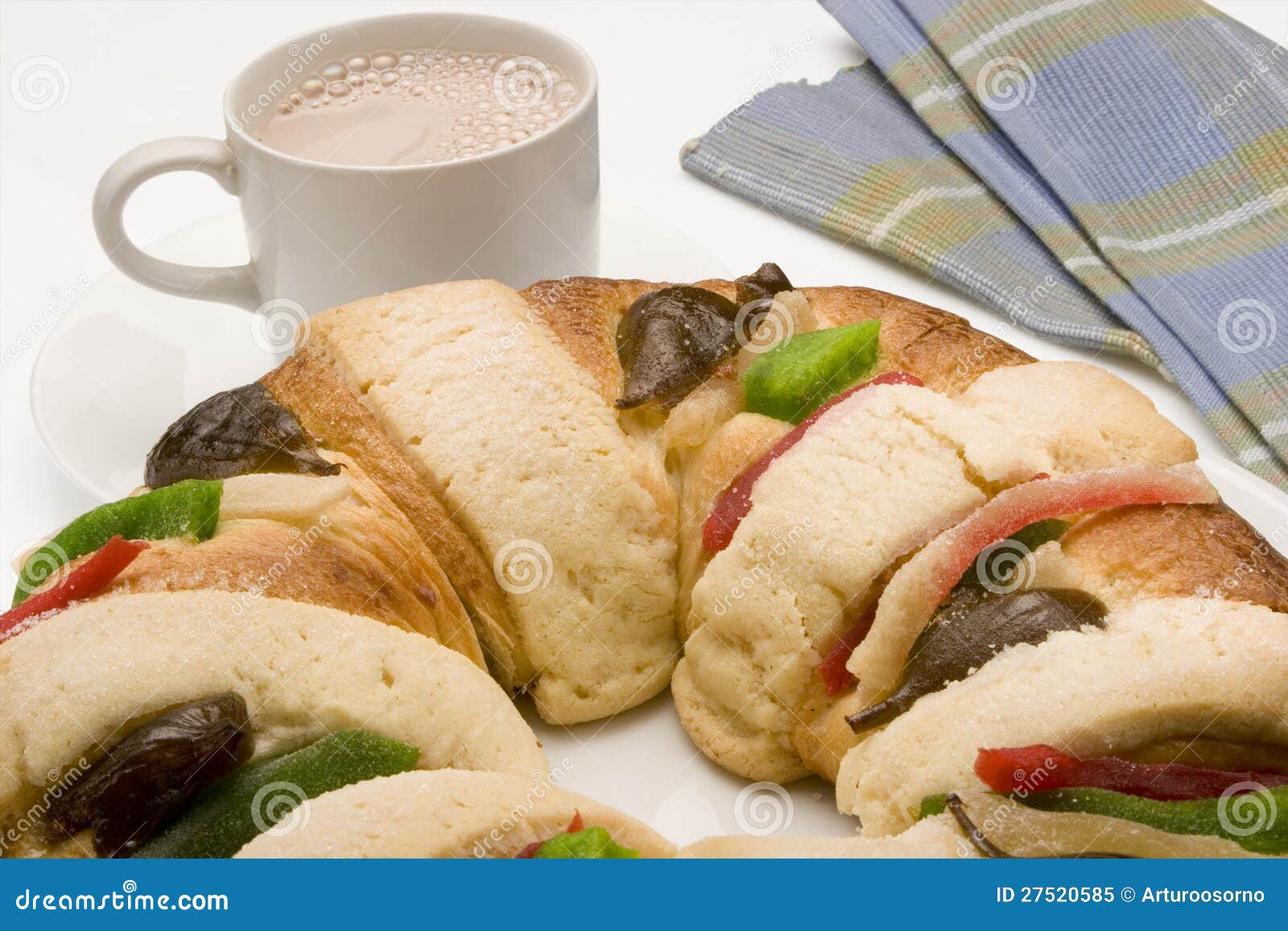 Rosca de reyes stock image. Image of rosca, tradition - 27520585