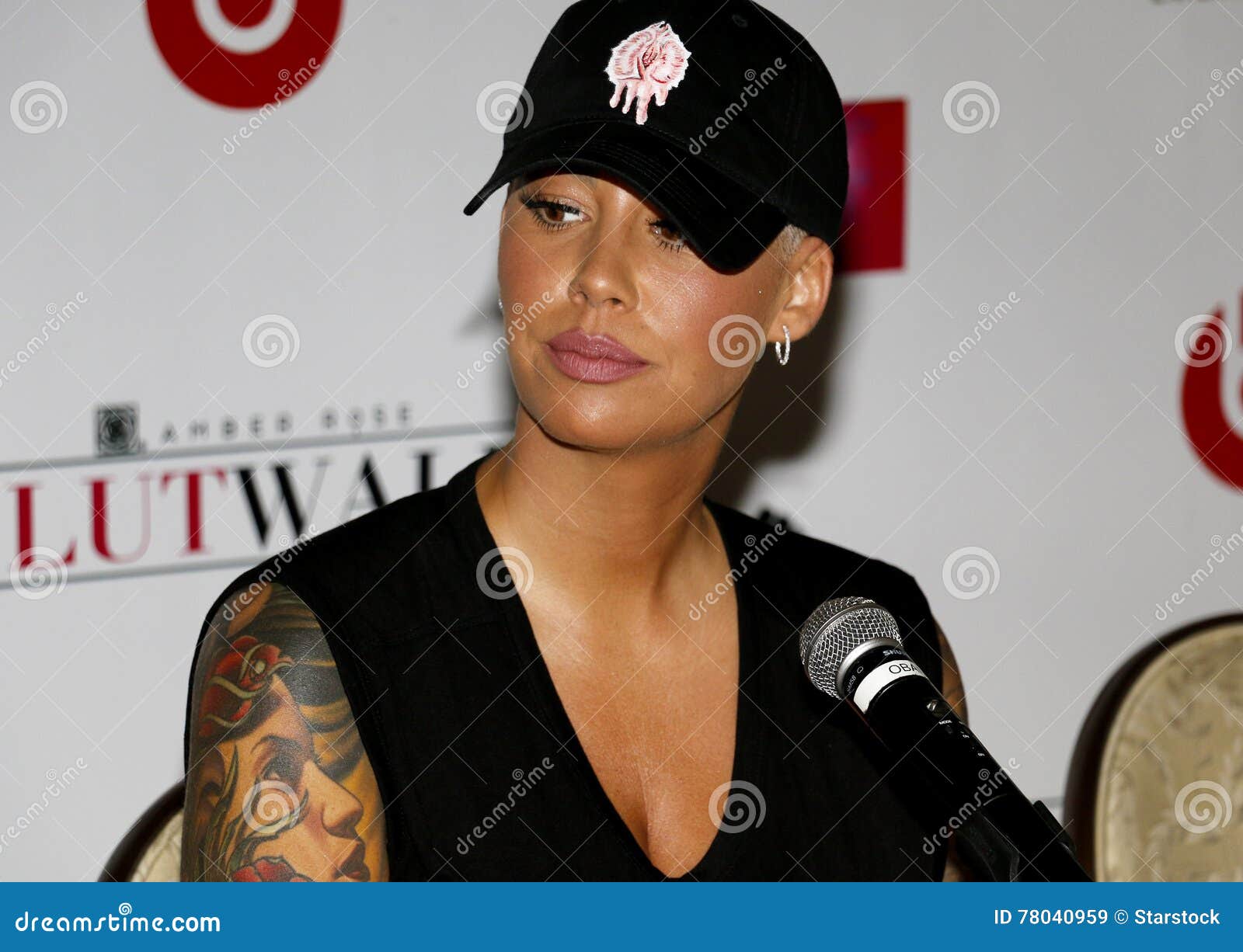 Rose ambre image stock éditorial. Image du première, artiste - 78040959