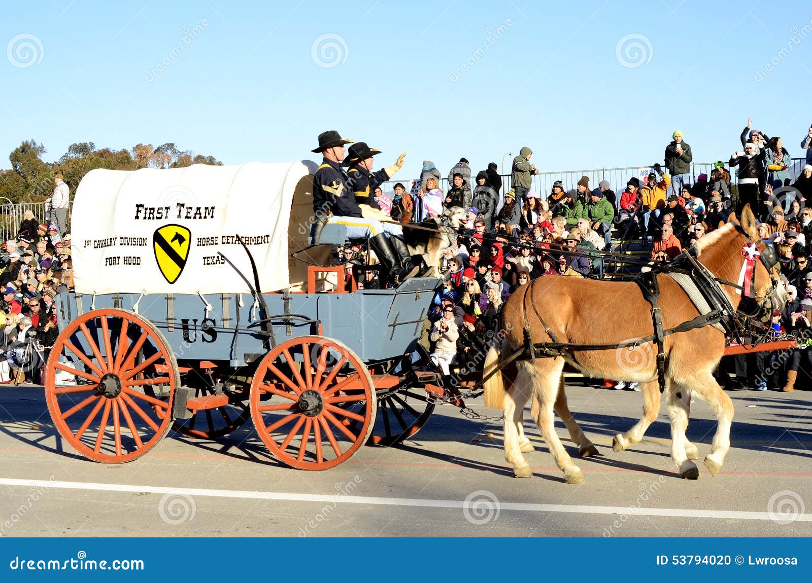 Rose Parade Cavalry Wagon editorial image. Image of army - 53794020