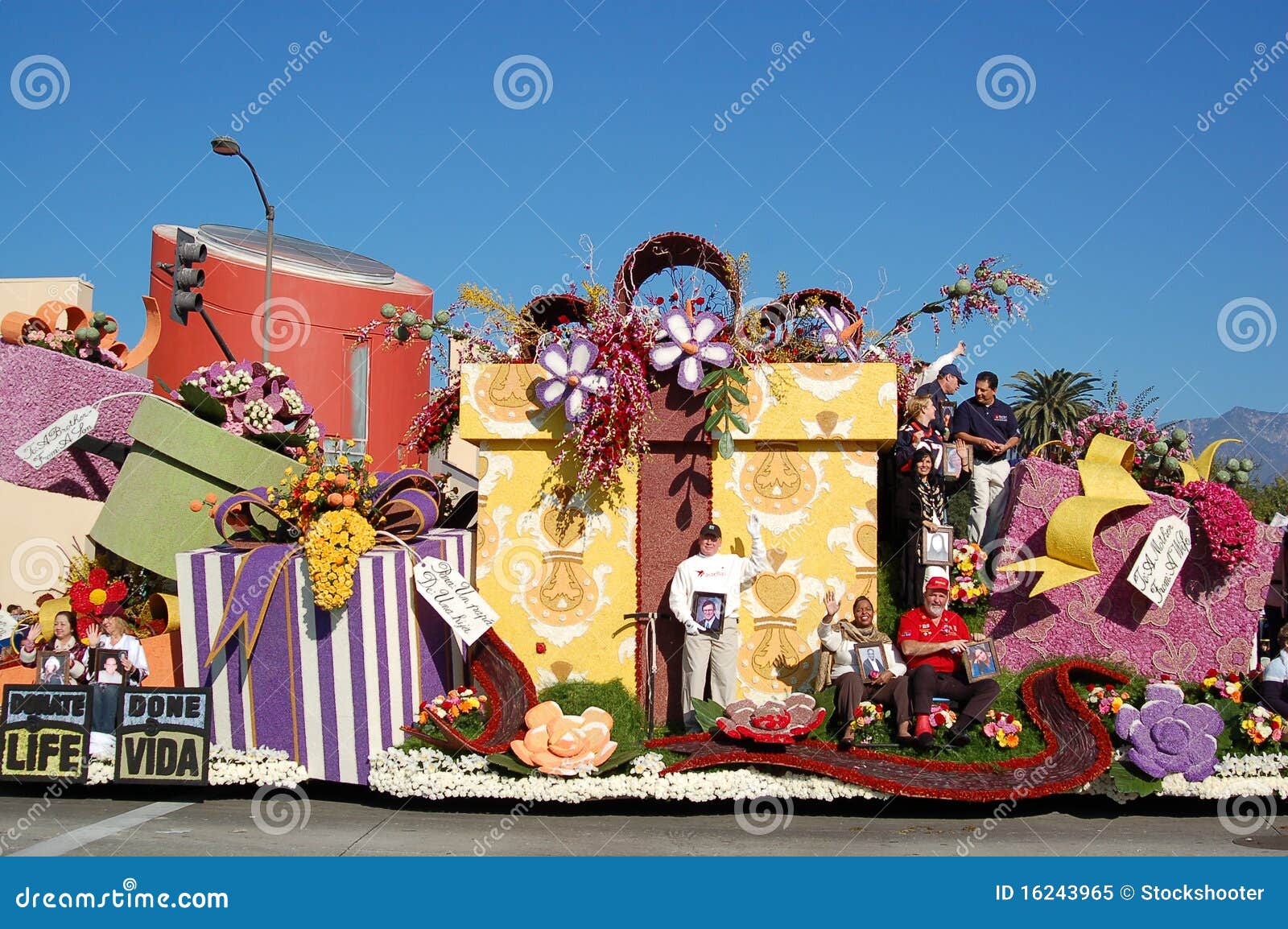 Rose Parade Pasadena editorial image. Image of tradition - 16243965