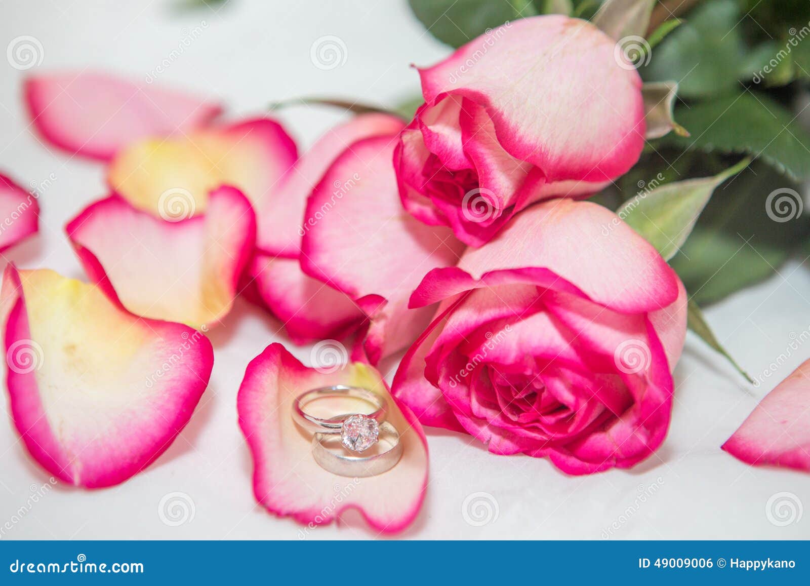 Rose, Pearl and Diamond Ring Stock Photo - Image of pink, jewels: 49009006