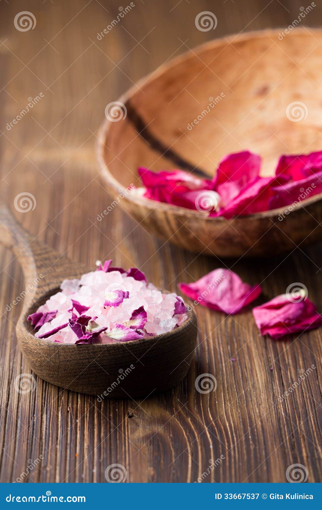 Rose spa. stock afbeelding. Image of aromatherapie, gezondheid - 33667537