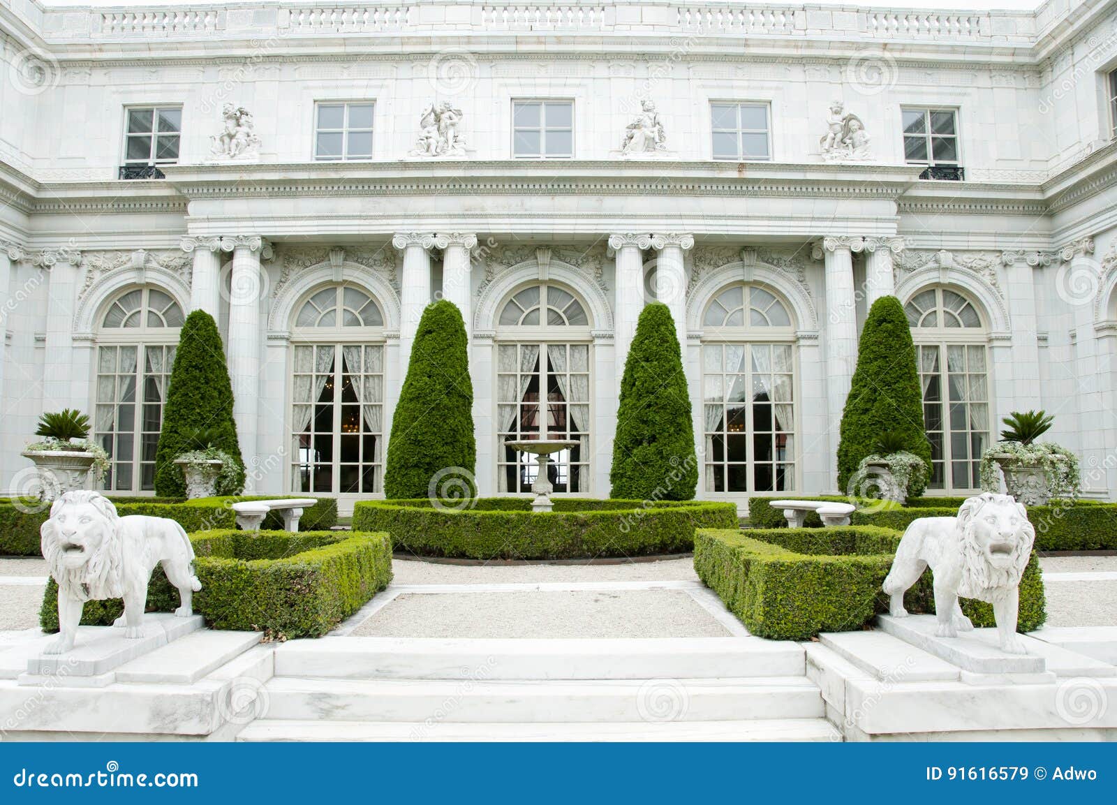 Rosecliff Mansion - Newport - Rhode Island Editorial Stock Image ...