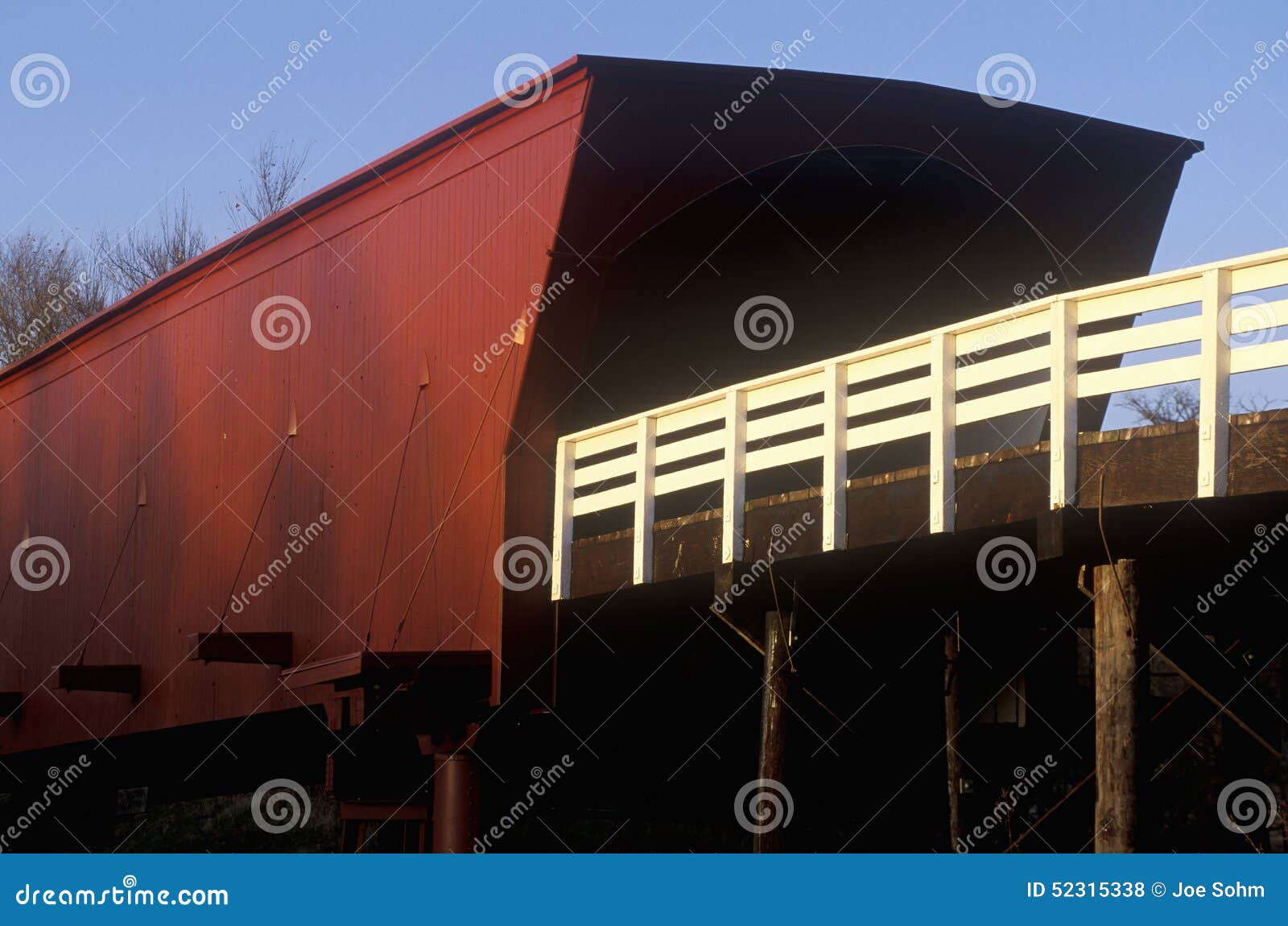 The Roseman Covered Bridge in Madison County, Iowa Stock Photo - Image ...
