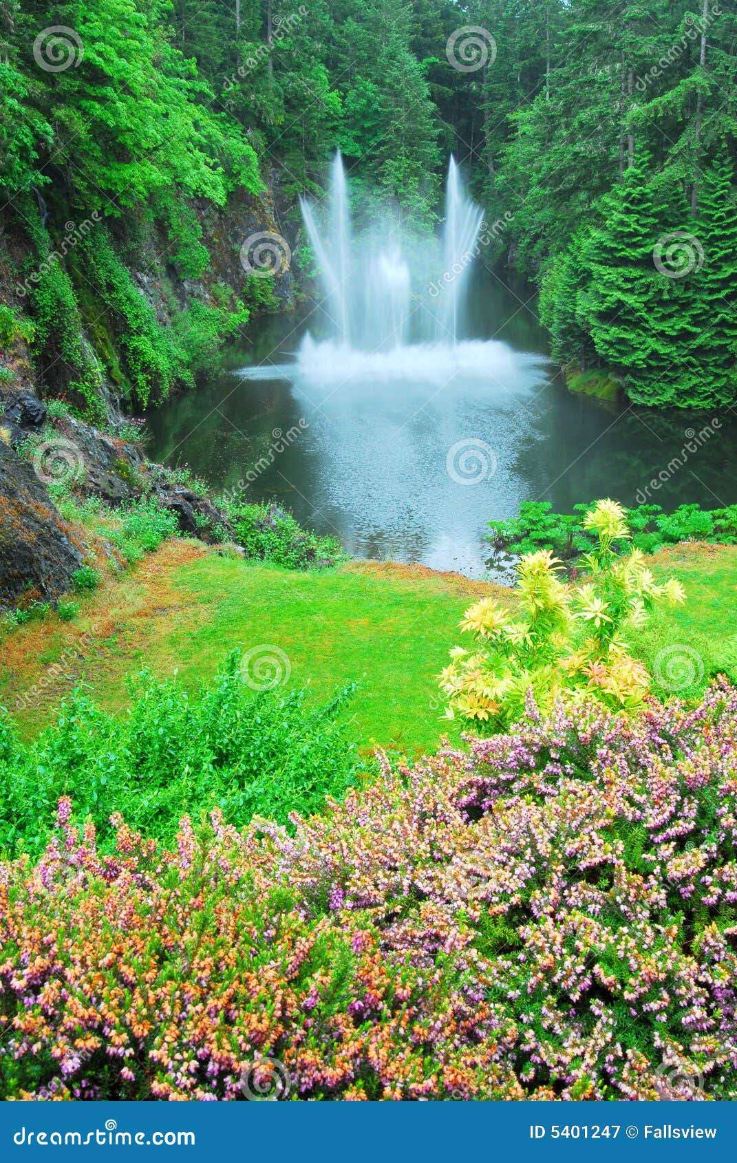 Ross Fountain Butchart Gardens
