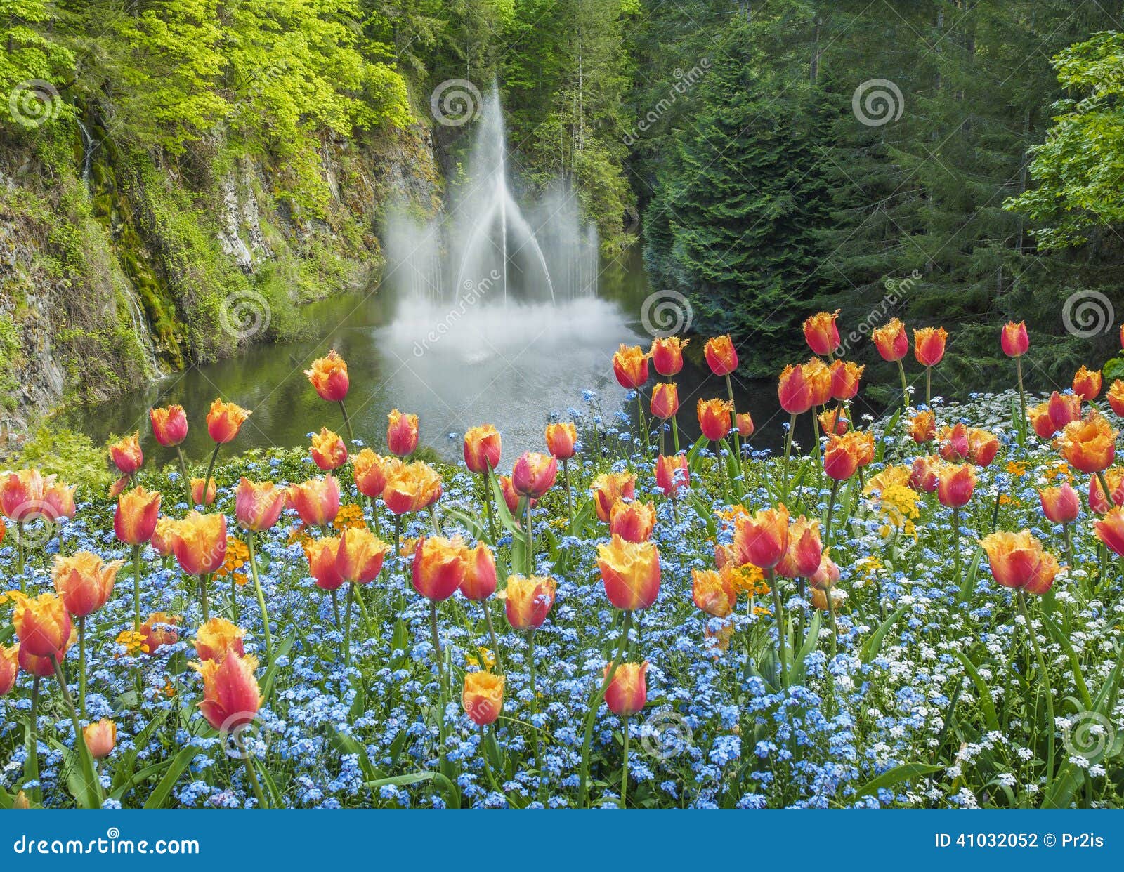 Ross Fountain in Butchart Gardens Stock Photo - Image of scenery ...