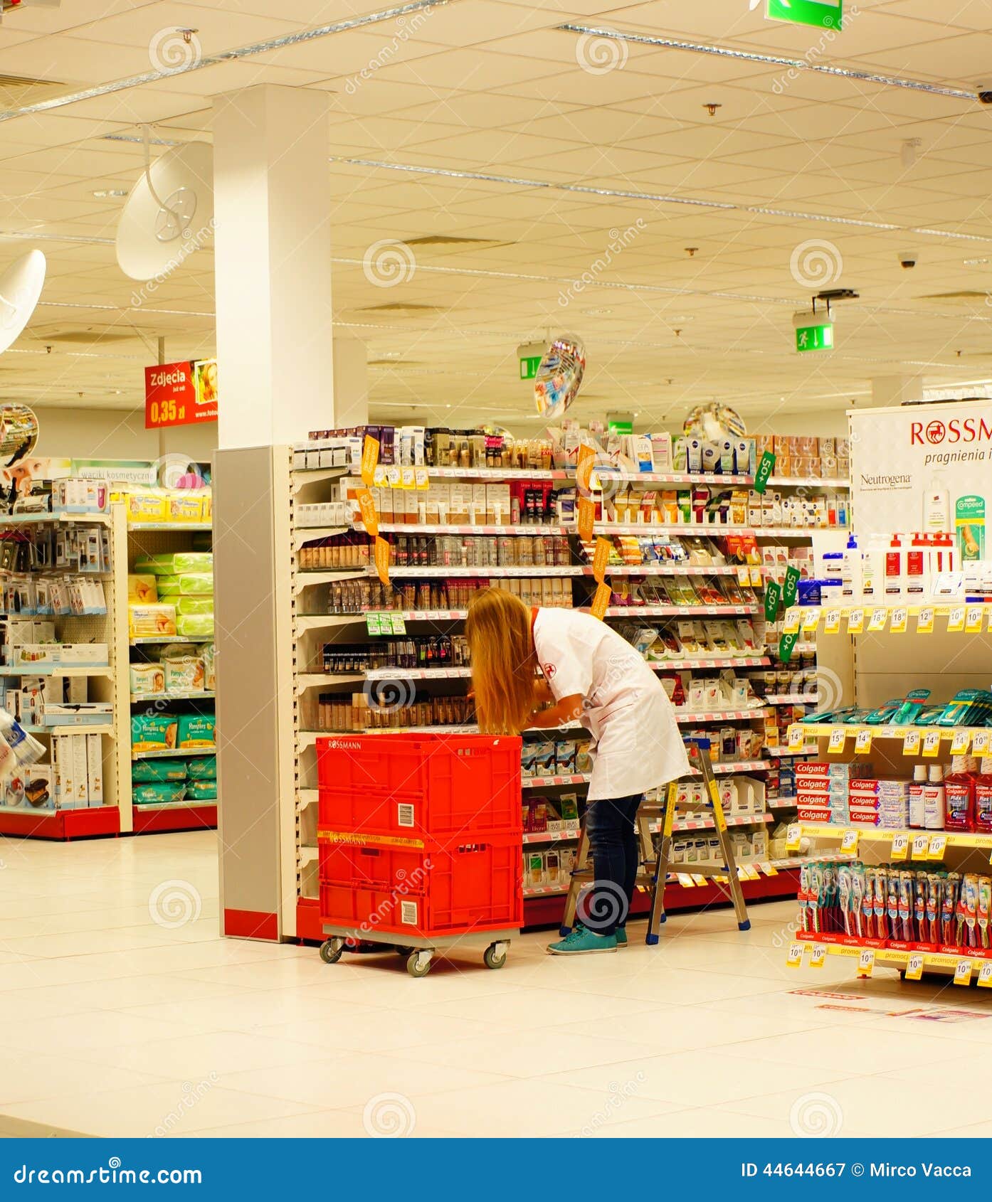 Rossmann store editorial photography. Image of rossmann - 44644667
