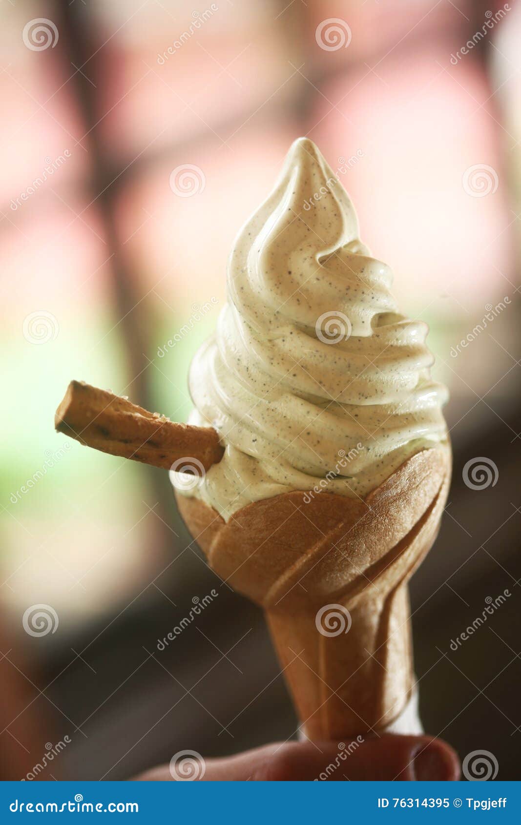 Rost Curled Photos - Free & Royalty-Free Stock Photos from Dreamstime