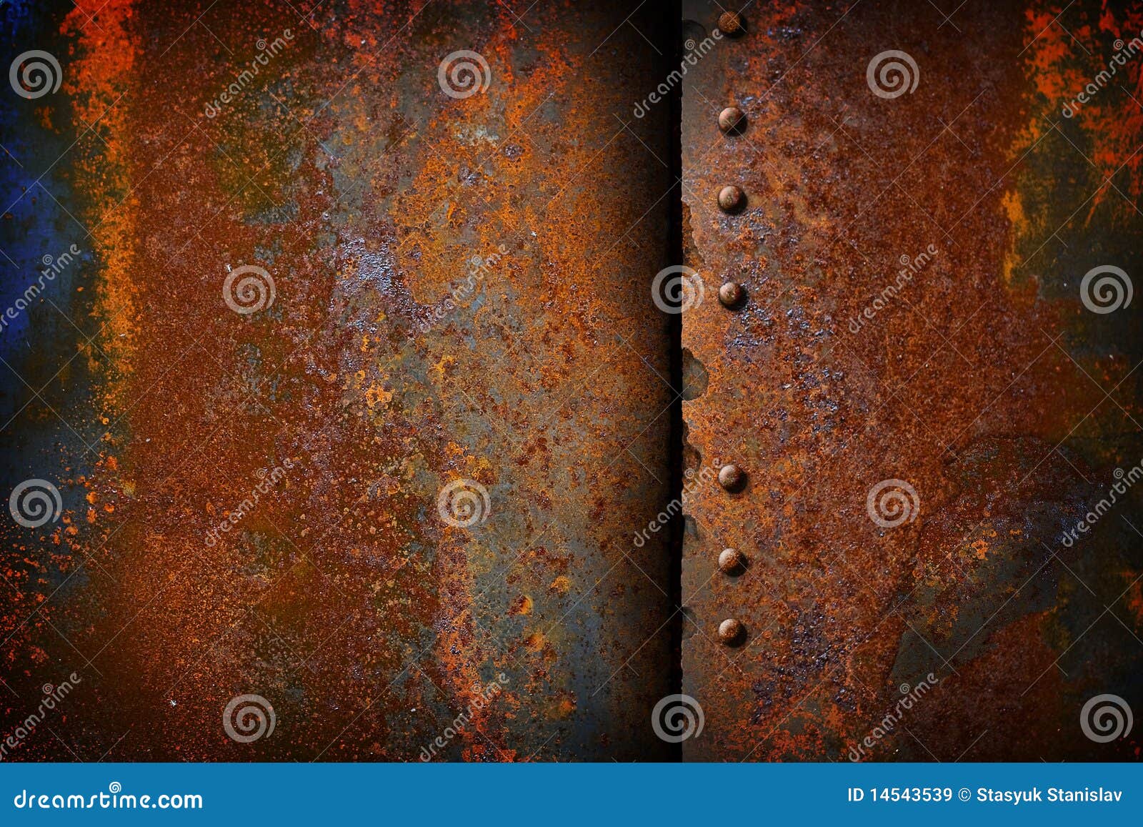 Rostiges Metallplatten Mit Einer Naht Stockbild - Bild von abnahme ...