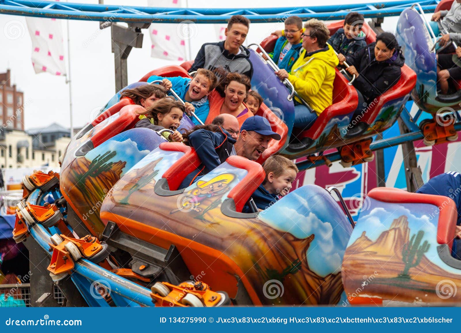 People on a Roller Coaster editorial image. Image of moving - 134275990