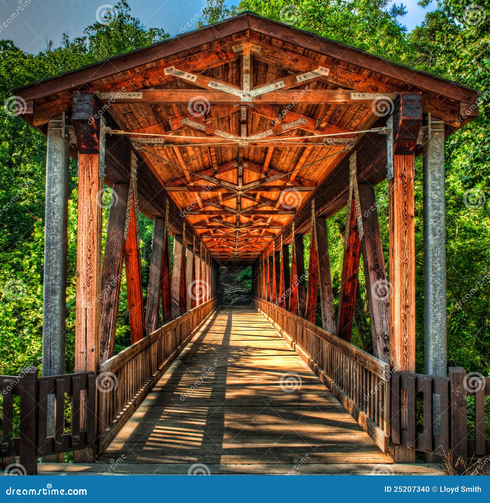 Roswell Mill Covered Bridge Stock Photo - Image of historic, textile ...