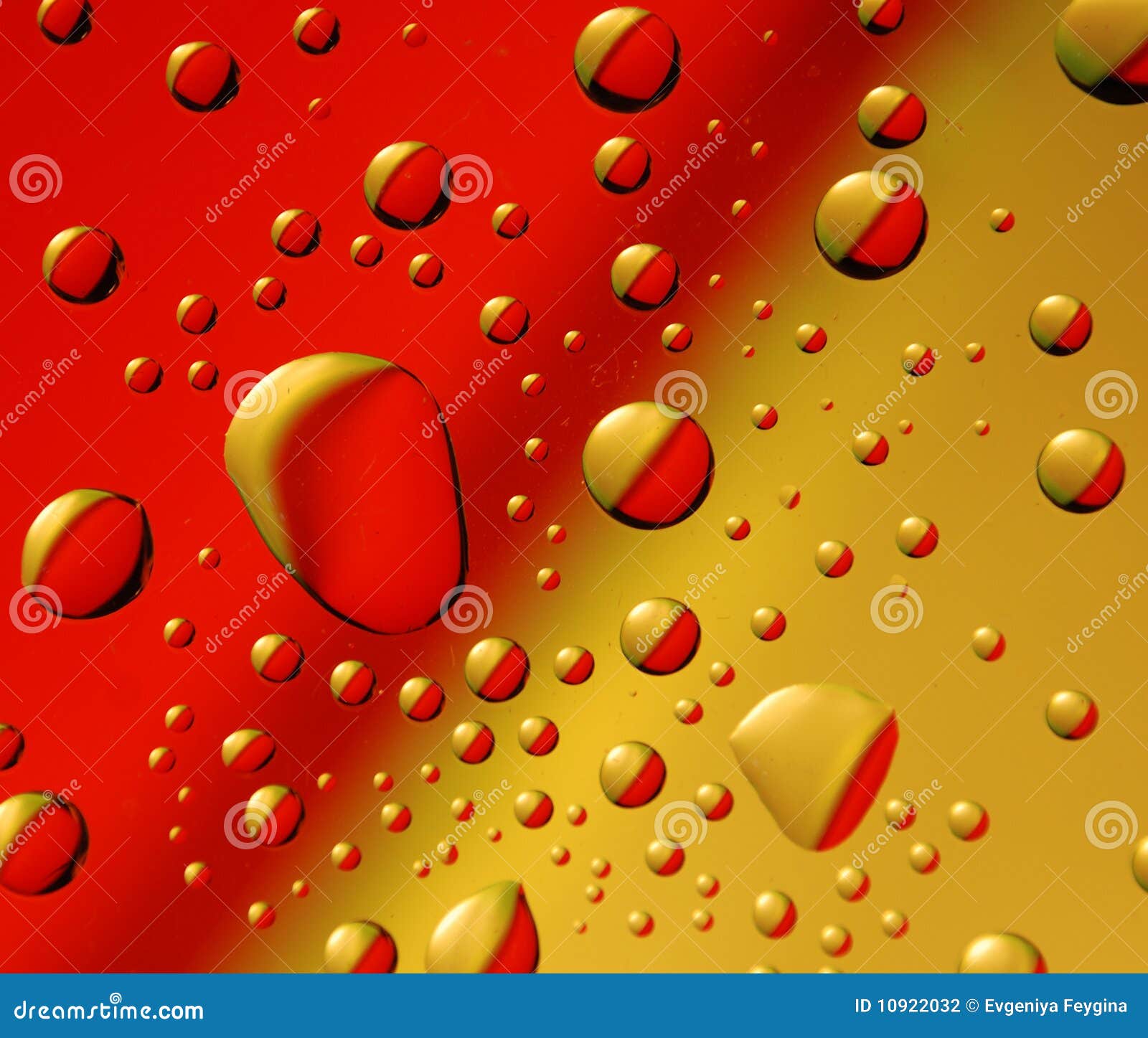 Rot-gelbe Tropfen stockfoto. Bild von tropfen, regen - 10922032
