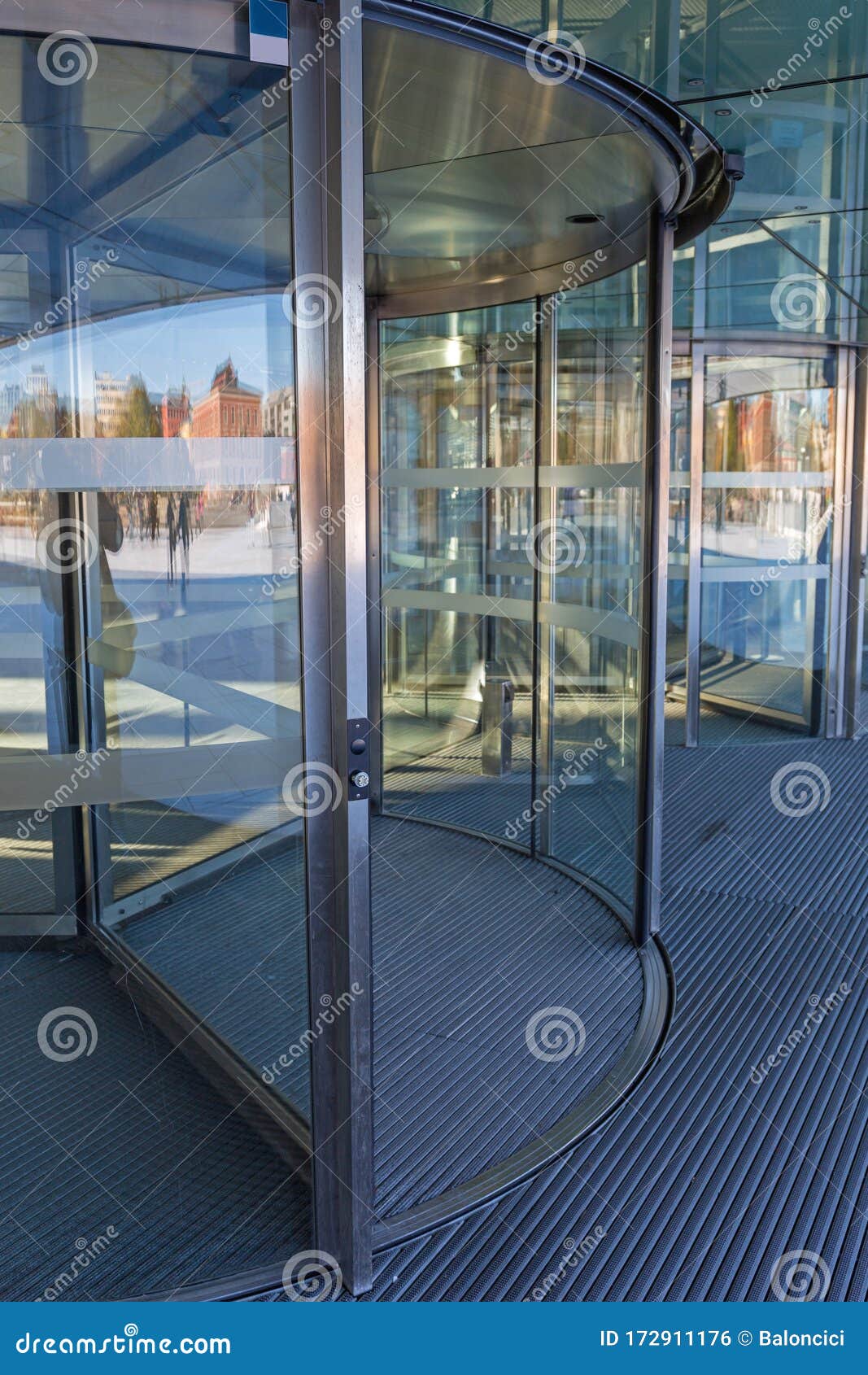 Rotating Revolving Entrance Stock Photo - Image of modern, doors: 172911176