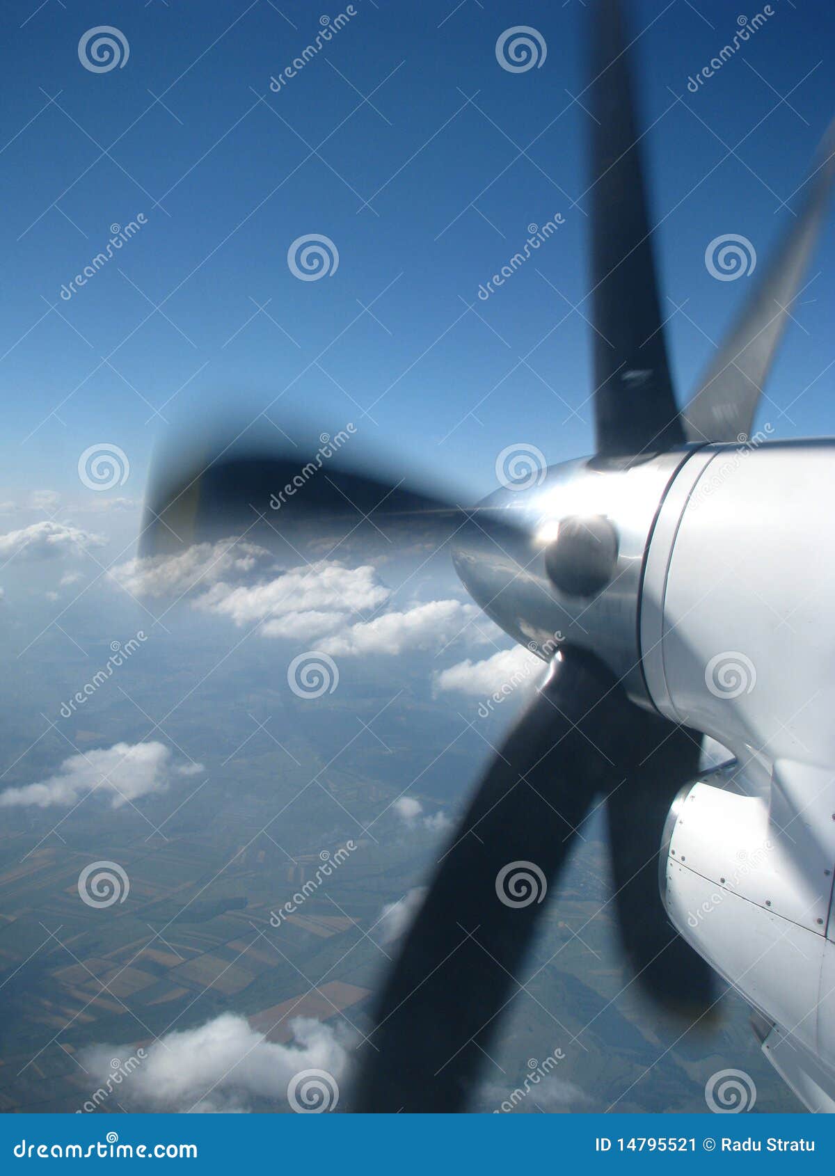 The rotating of the plane stock image. Image of blue - 14795521