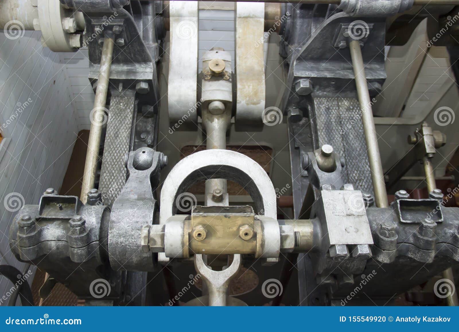 Rotation Mechanism of the Old Ship Stock Photo - Image of gear, drive ...