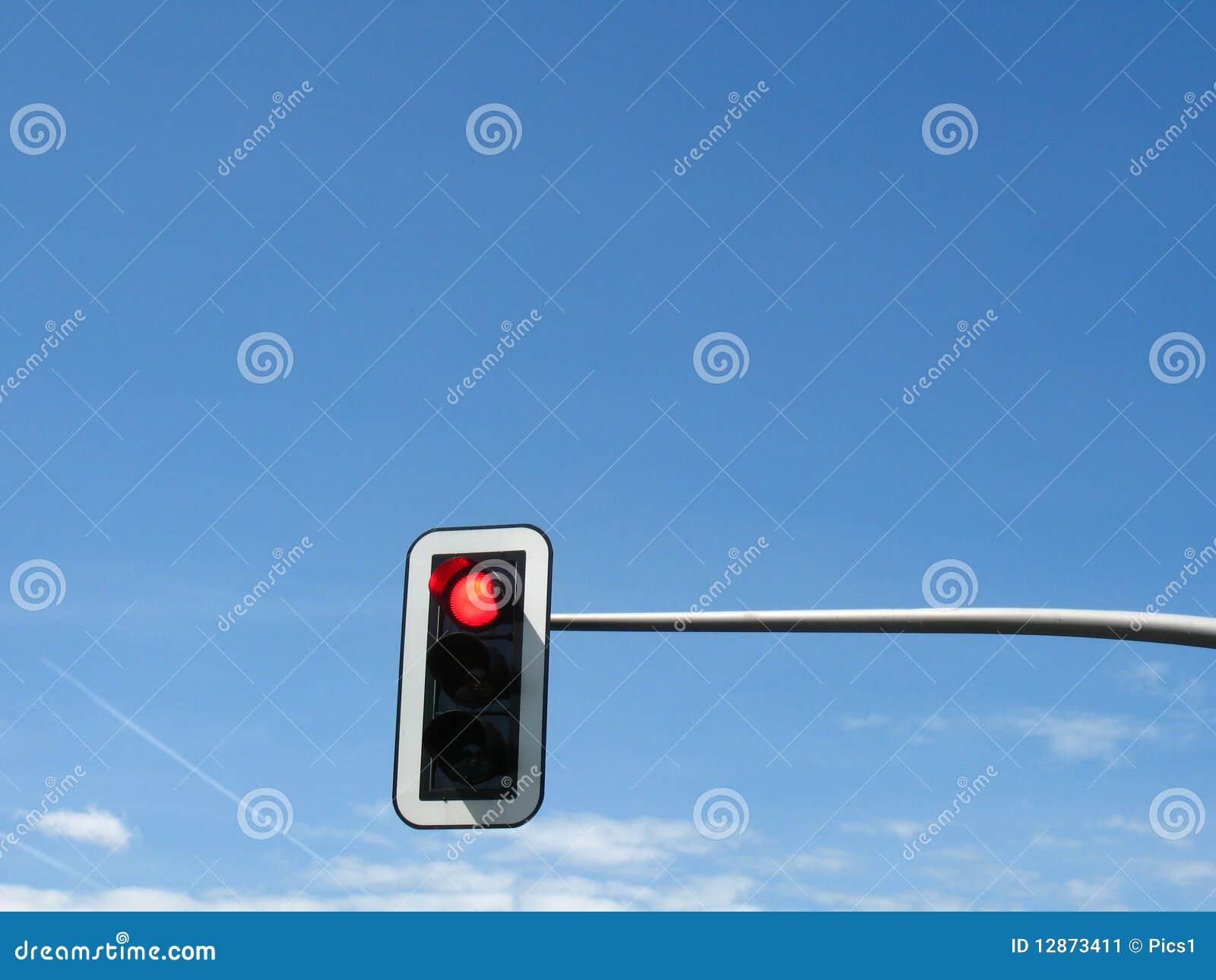 Rote Ampeln stockbild. Bild von wolke, leuchten, signal - 12873411