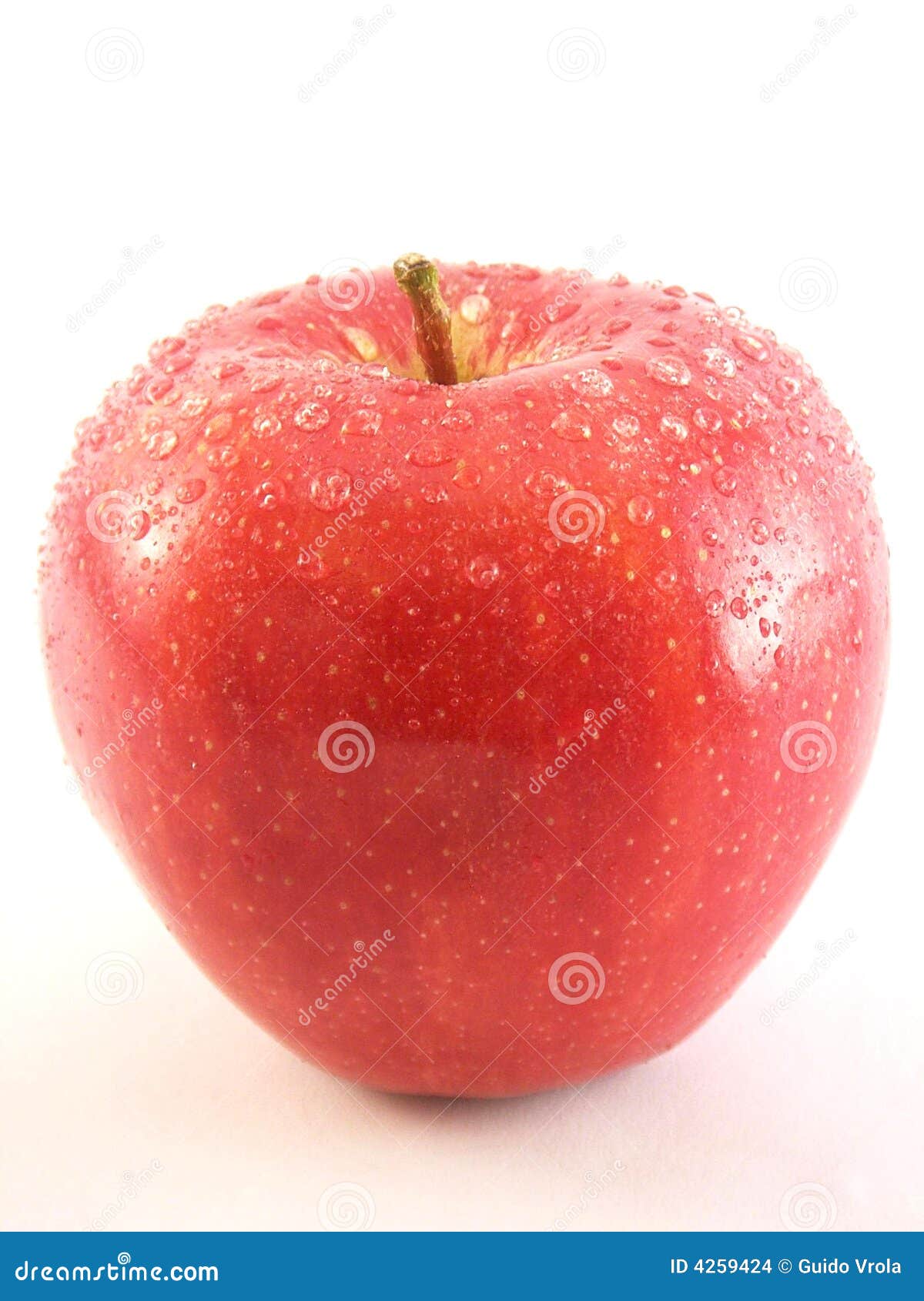Roter Apfel stockfoto. Bild von düngemittel, tropfen, köstlich - 4259424
