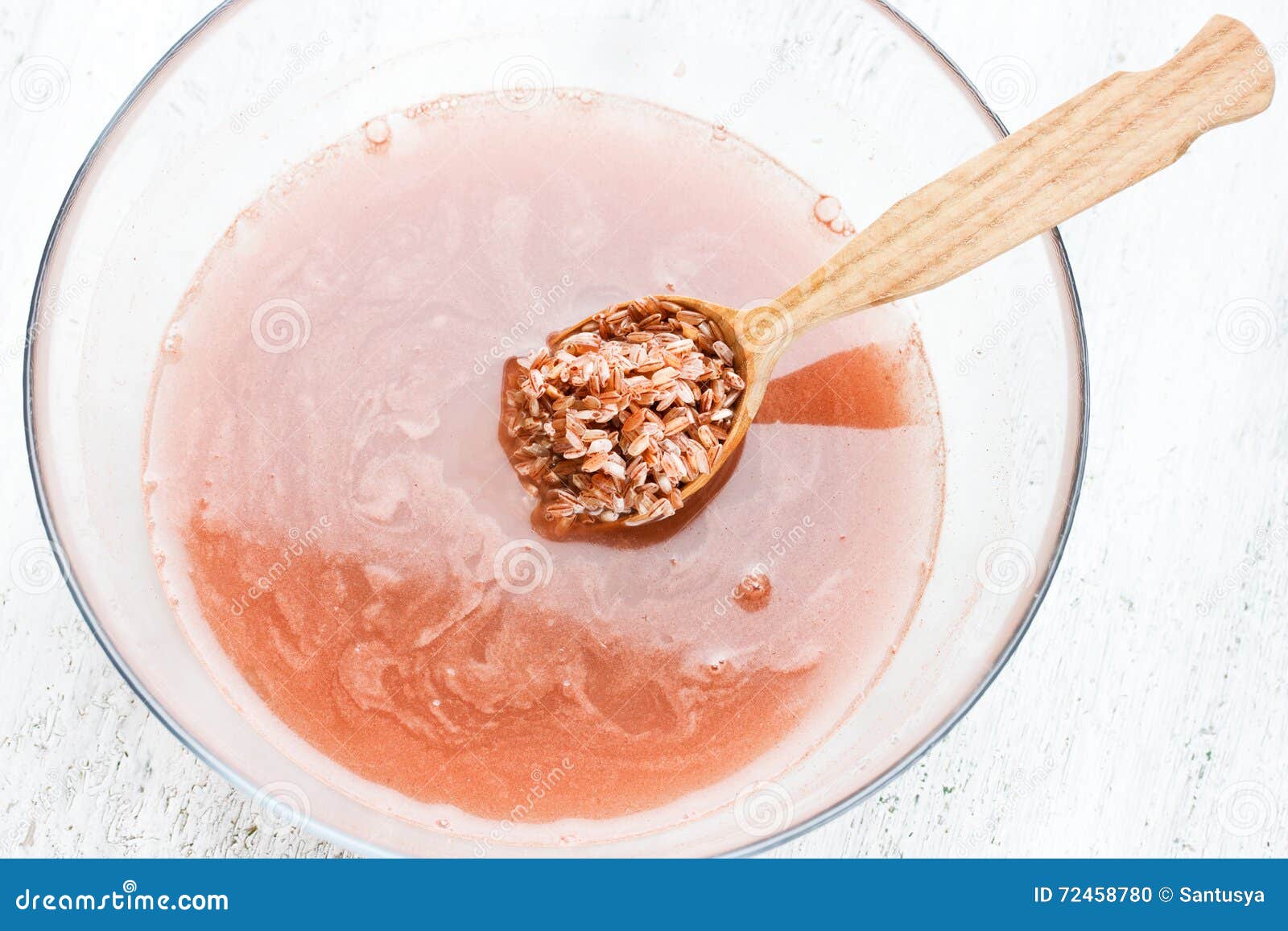 Roter Reis Matta (Devzira) stockfoto. Bild von saatgut - 72458780