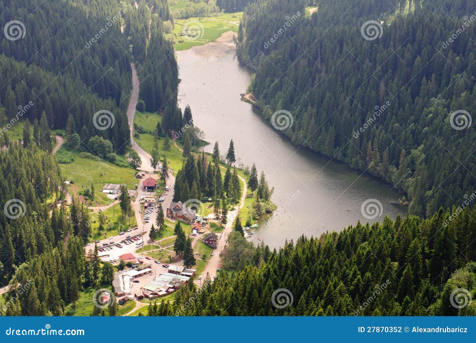 Roter See Gheorgheni stockfoto. Bild von wasser, bäume - 27870352