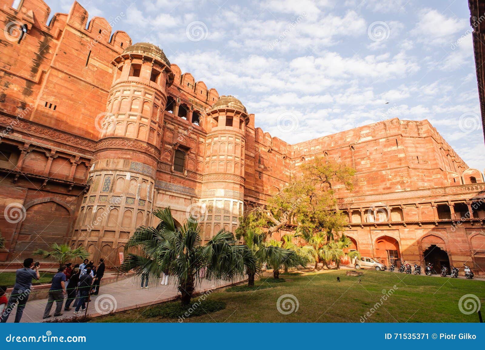 Rotes Fort in Agra redaktionelles foto. Bild von fort - 71535371