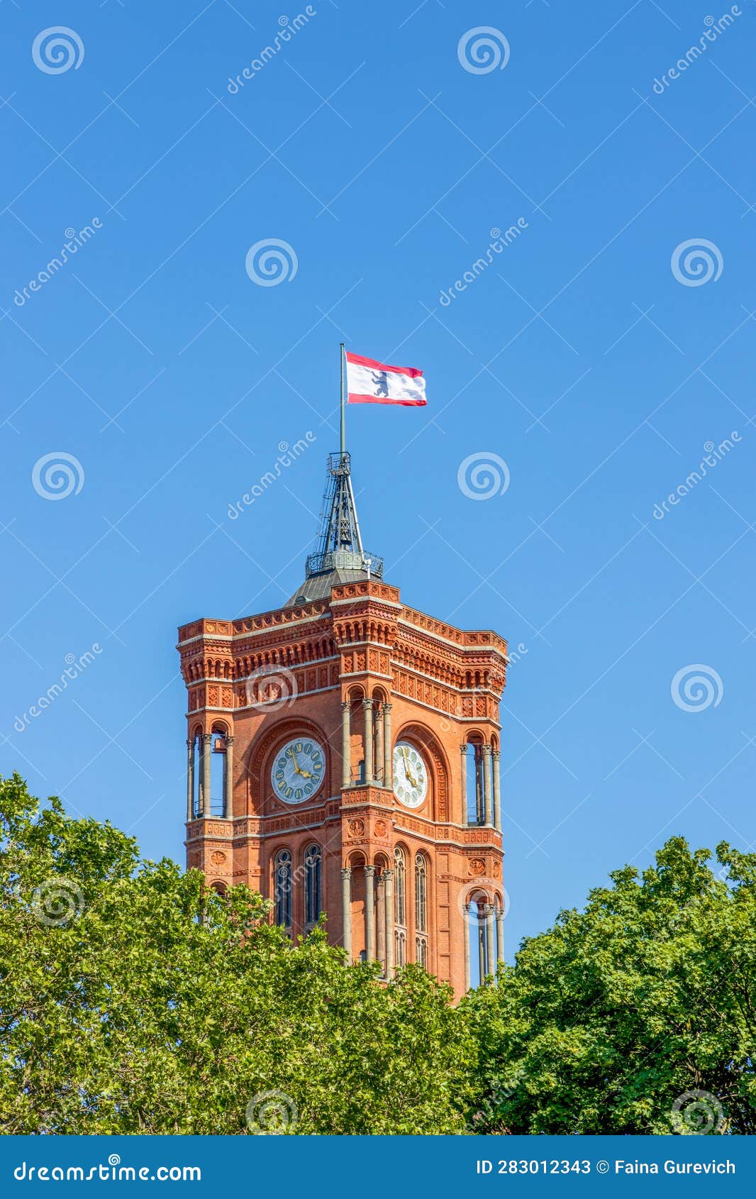 Rotes Rathaus or Red City Hall in Berlin Stock Image - Image of ...