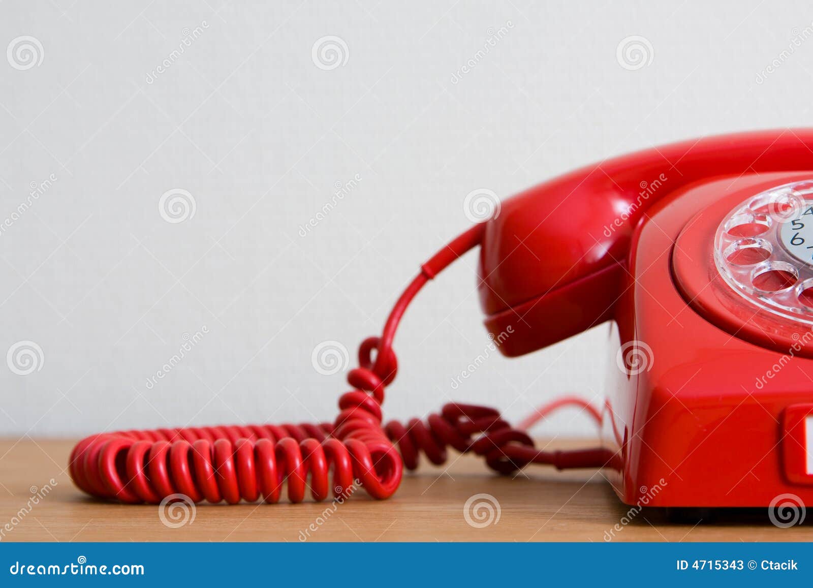 Rotes Telefon stockbild. Bild von weinlese, einheit, klassisch - 4715343