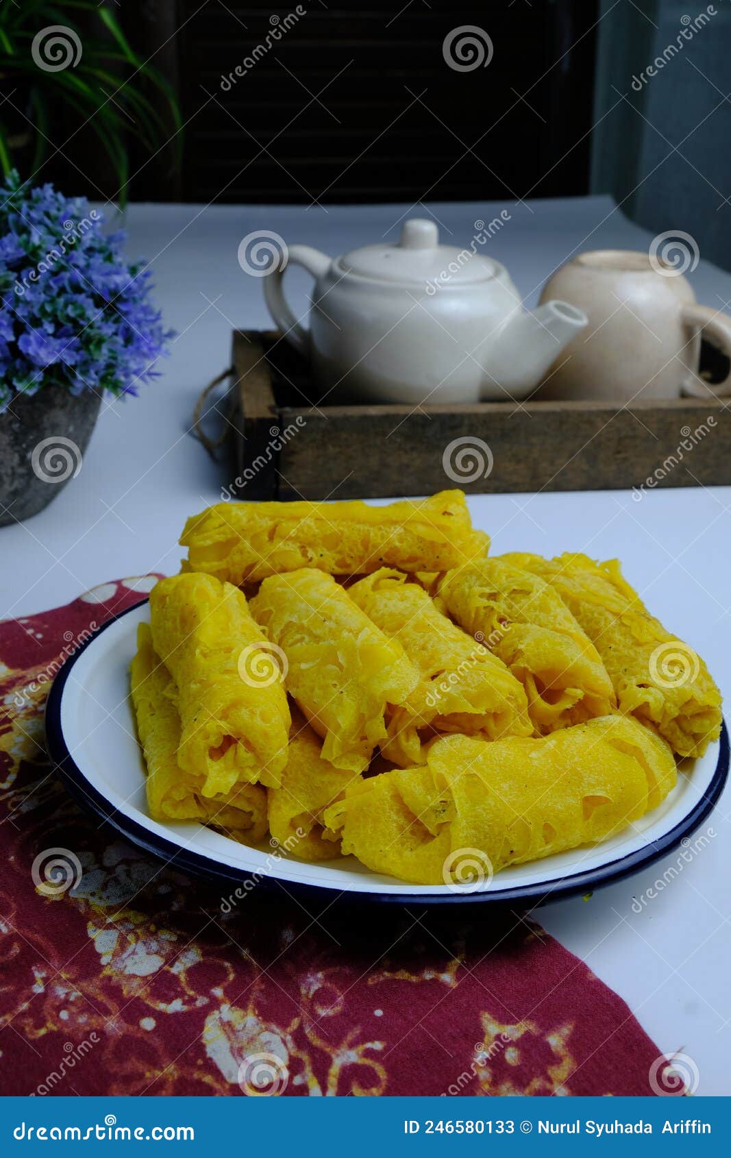Roti Jala Y Pollo Curry Comida Tradicional Malaya Imagen de archivo ...