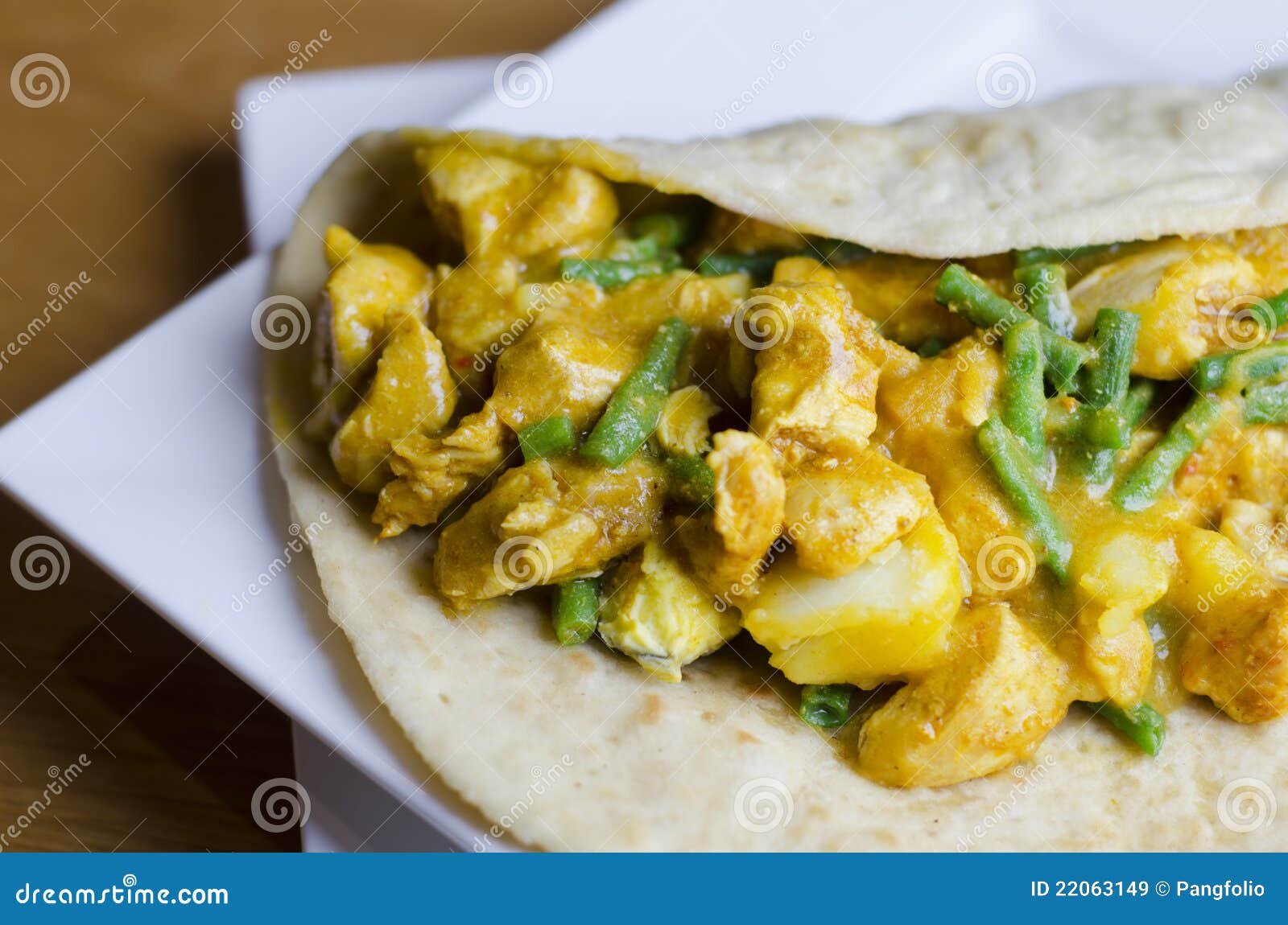 Roti van de kip stock afbeelding. Image of rooster, traditioneel - 22063149