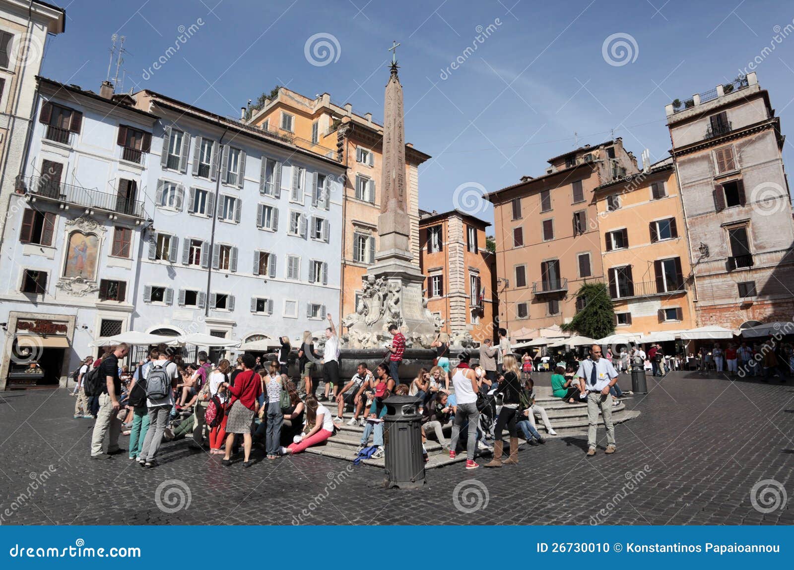 Rotonda square in Rome editorial image. Image of tourists - 26730010