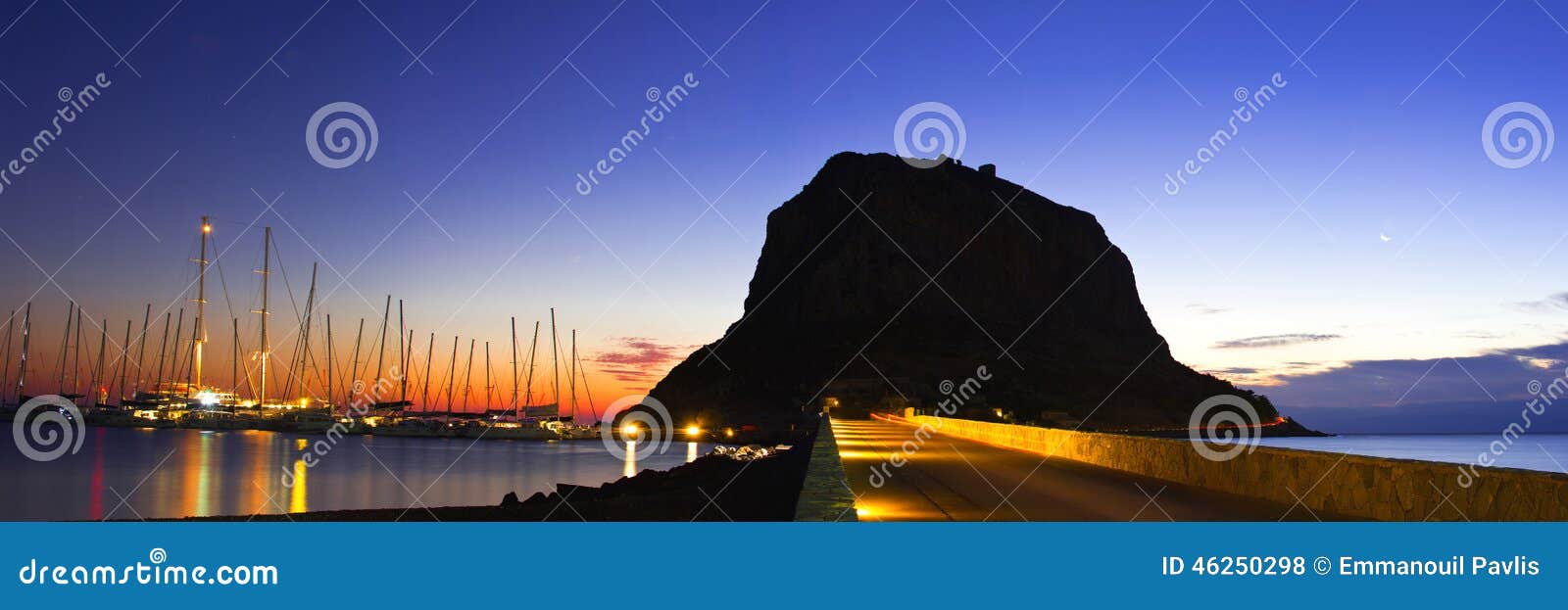 Rots van Monemvasia stock foto. Image of klip, diep, kruiser - 46250298