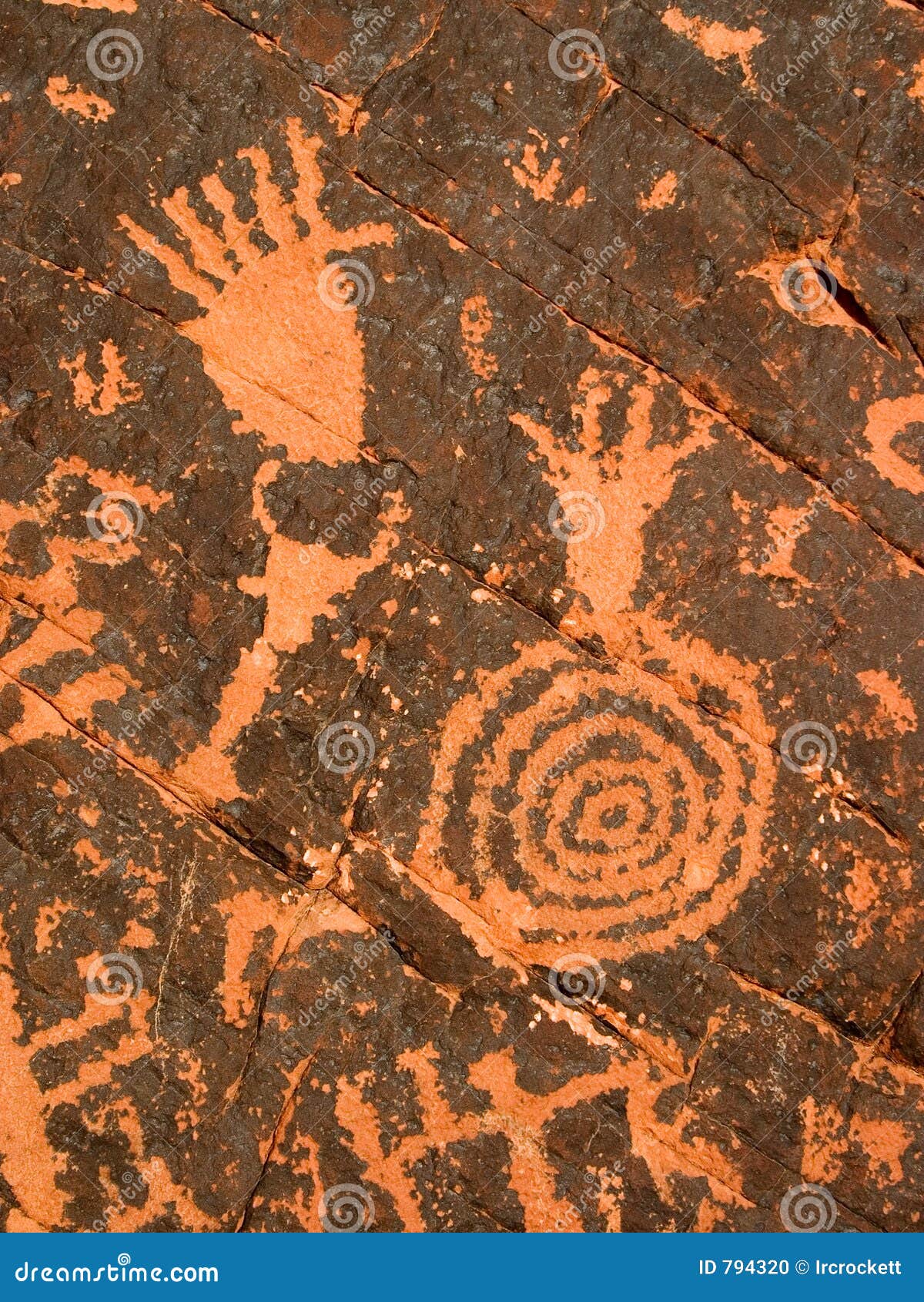 Rotstekeningen Op Rode Rots Stock Foto - Image of stam, gravure: 794320