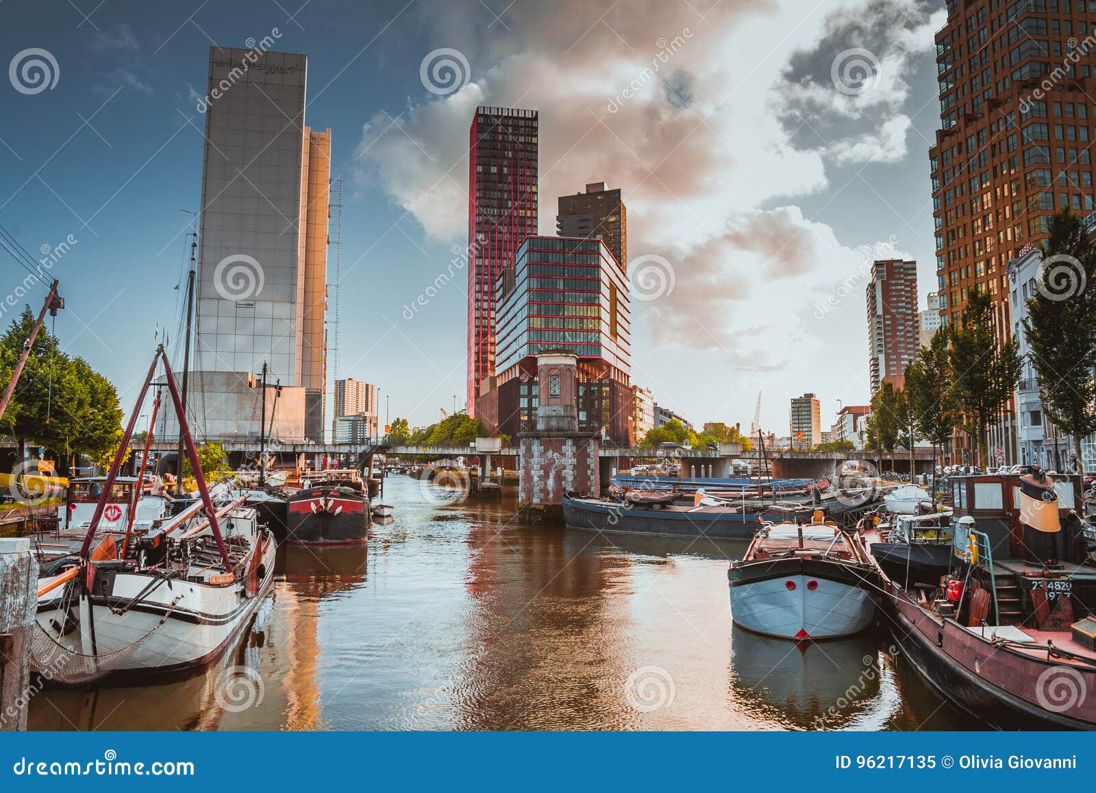 Rotterdam Old Harbor editorial image. Image of boating - 96217135