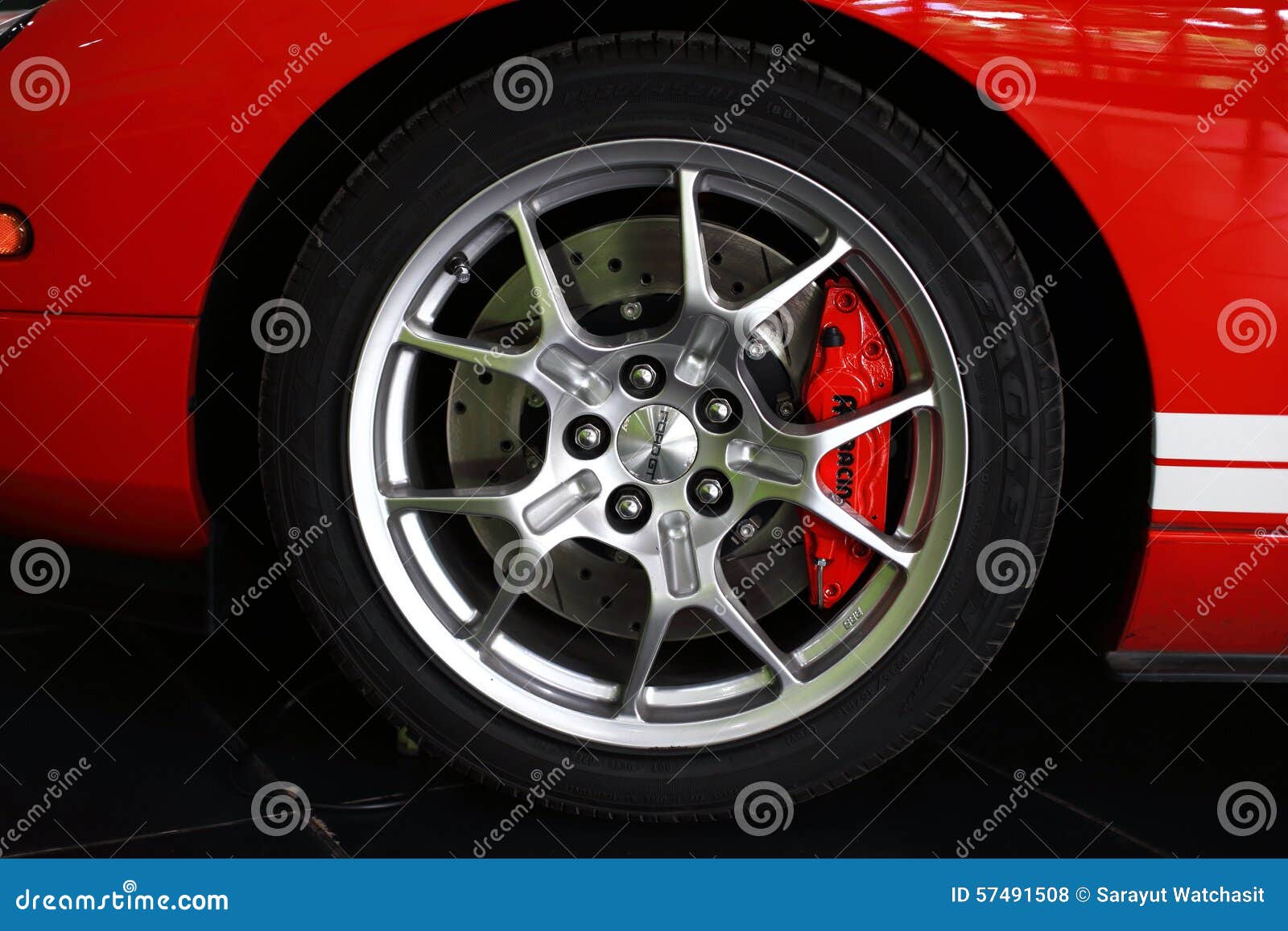 Roue de Ford FT40 photo stock éditorial. Image du gué - 57491508