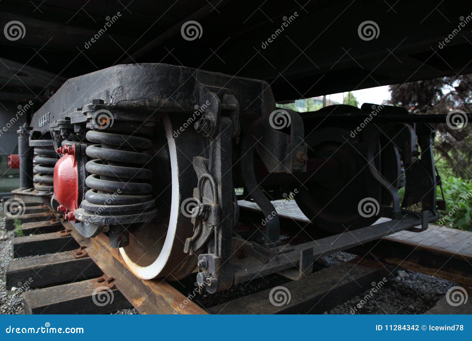 Roues de train photo stock. Image du details, railway - 11284342