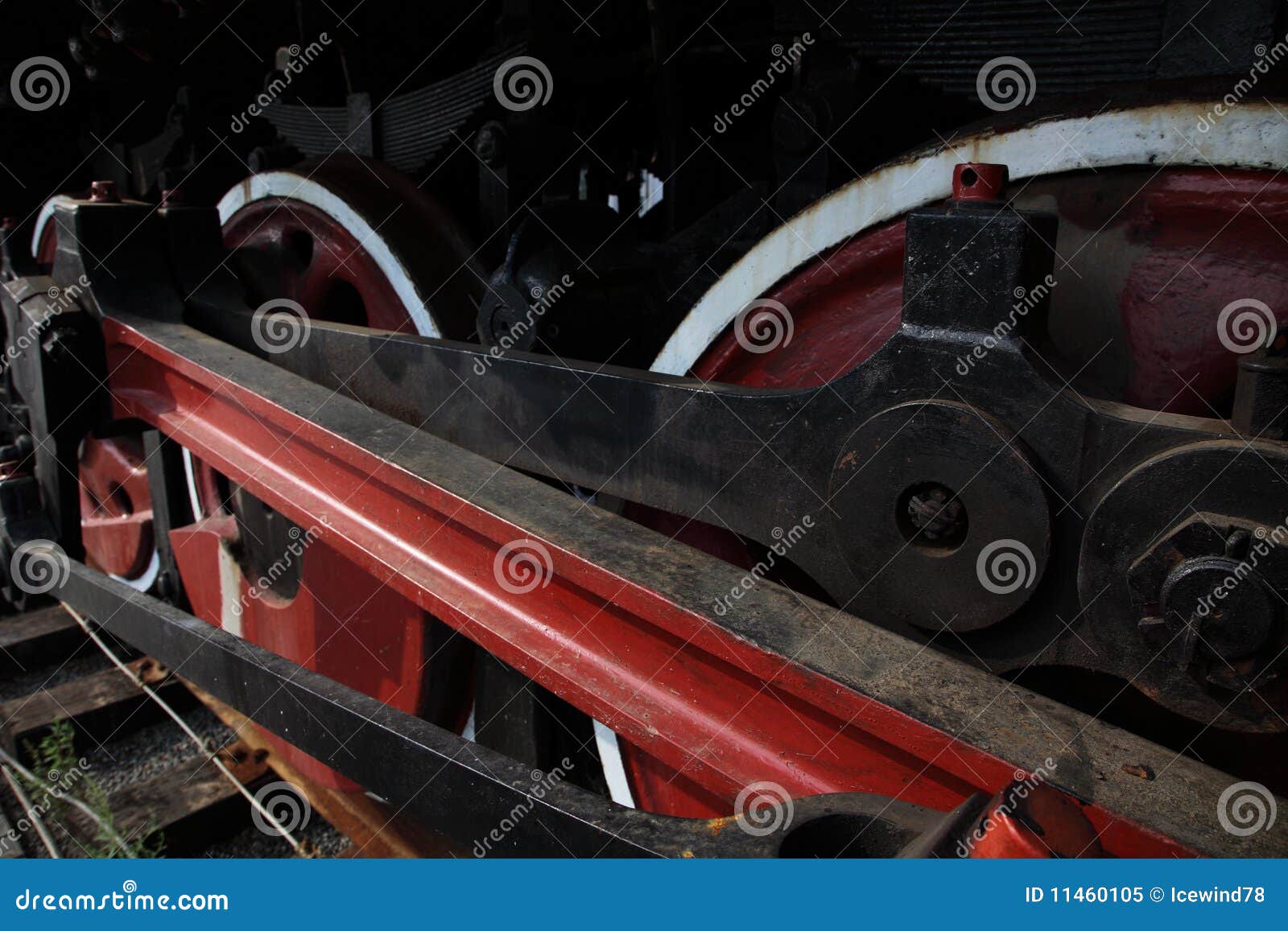 Roues de train image stock. Image du détail, roues, longeron - 11460105