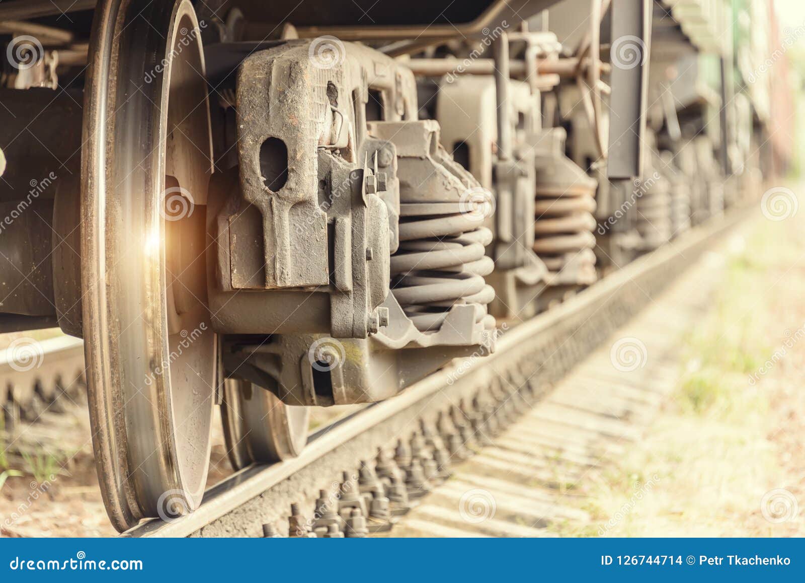 Roues De Train Sur Des Rails Photo stock - Image du personne, pièces ...