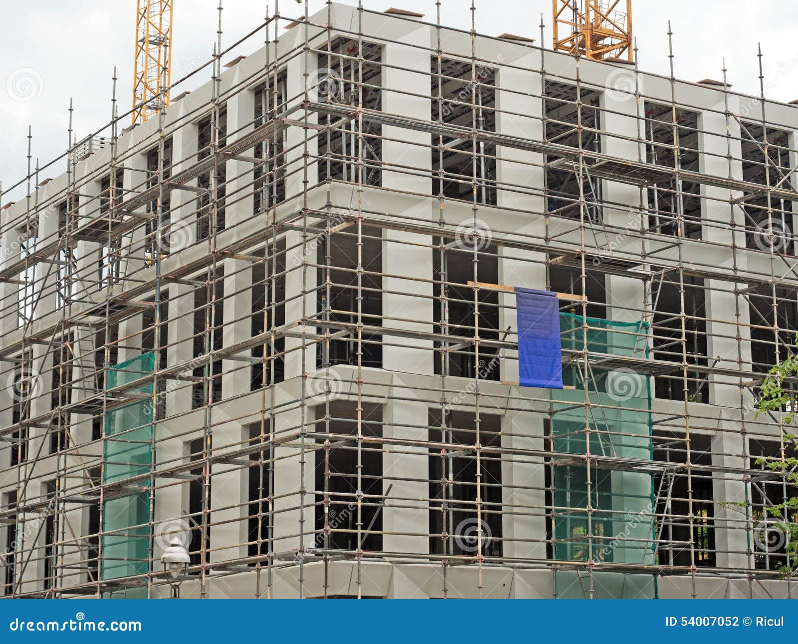 Rough Construction of a Skyscraper Stock Photo - Image of crane, rise ...