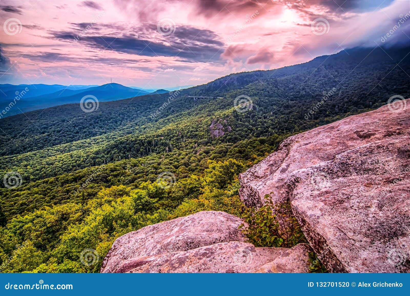 Rough Ridge Overlook Viewing Area Off Blue Ridge Parkway Scenery Stock ...