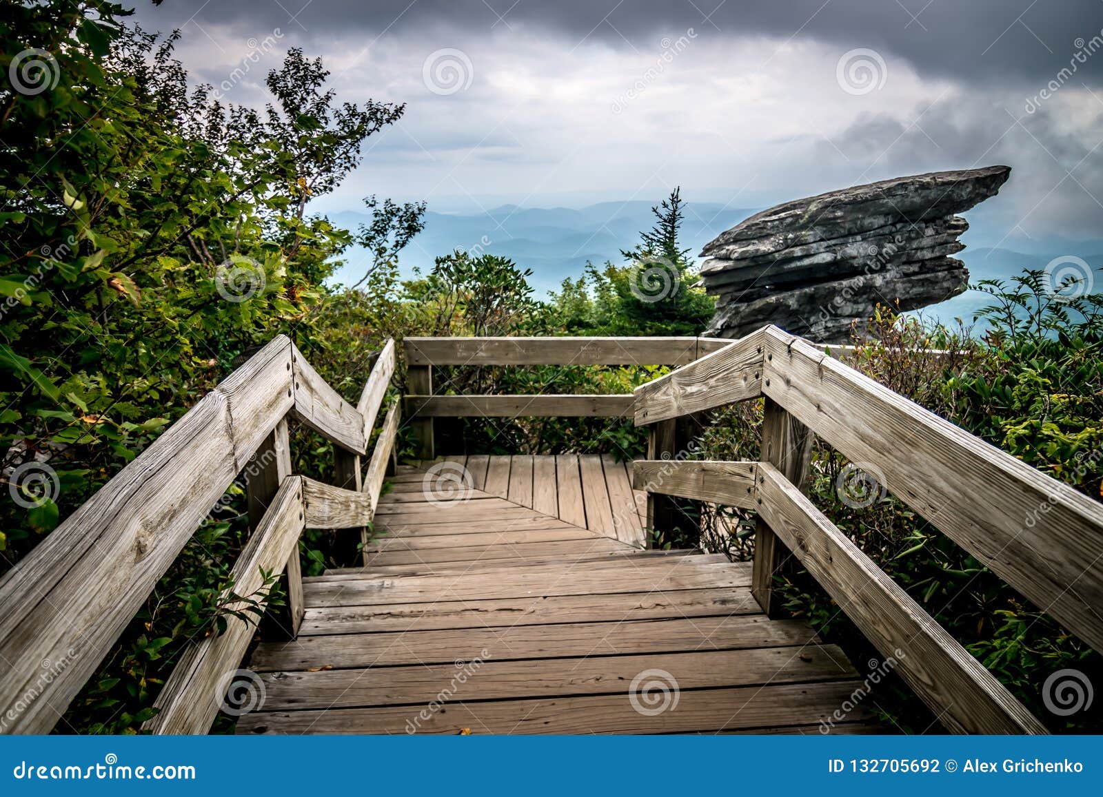 Rough Ridge Overlook Viewing Area Off Blue Ridge Parkway Scenery Stock ...