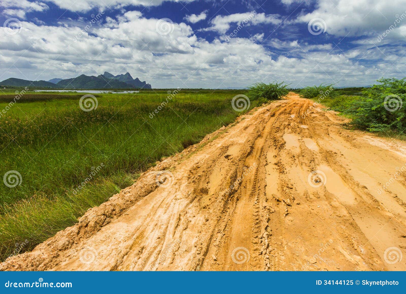 Rough road in countryside stock image. Image of offroad - 34144125