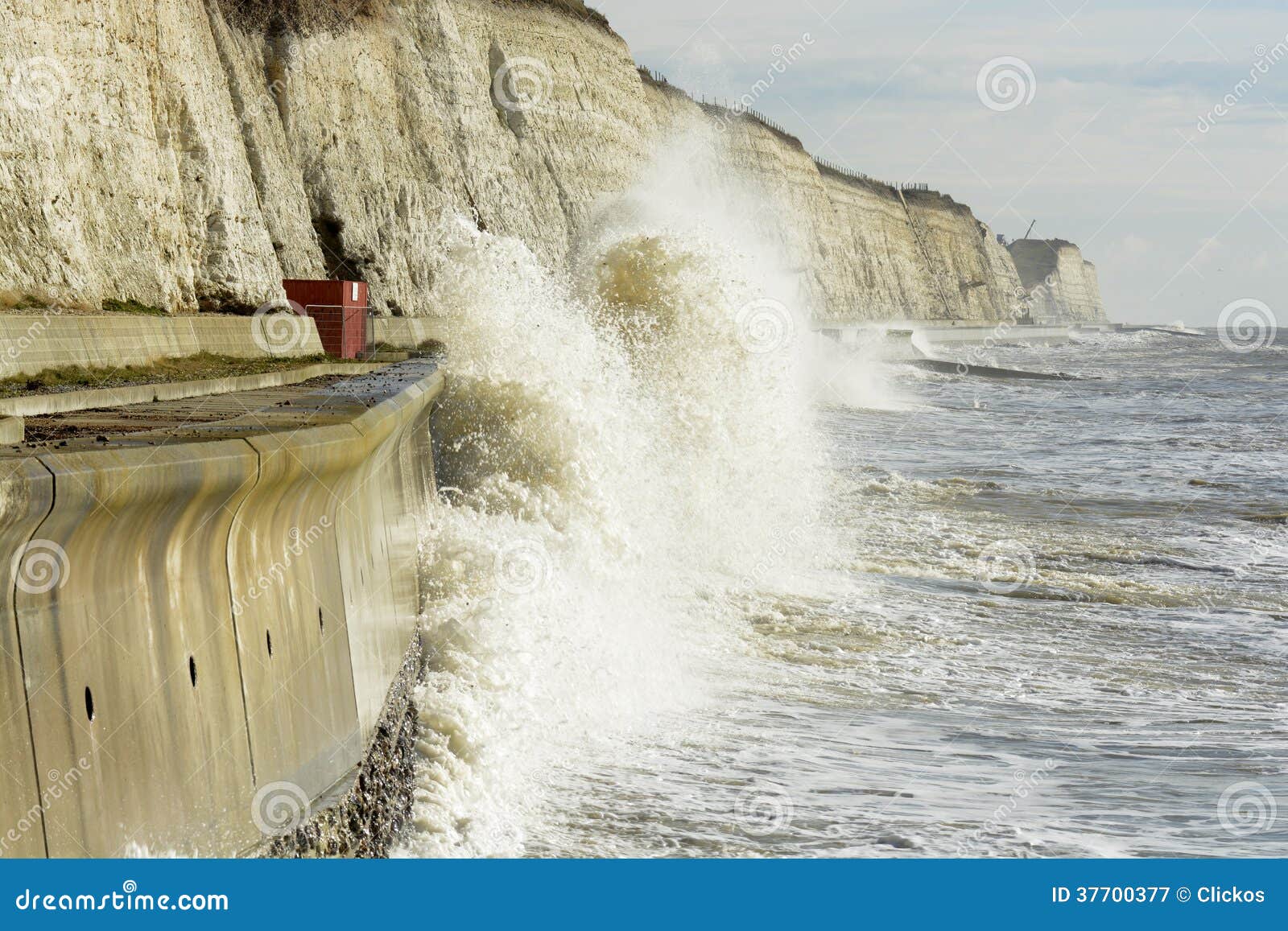 Rough Sea at Brighton. England Stock Image - Image of chalk, wall: 37700377