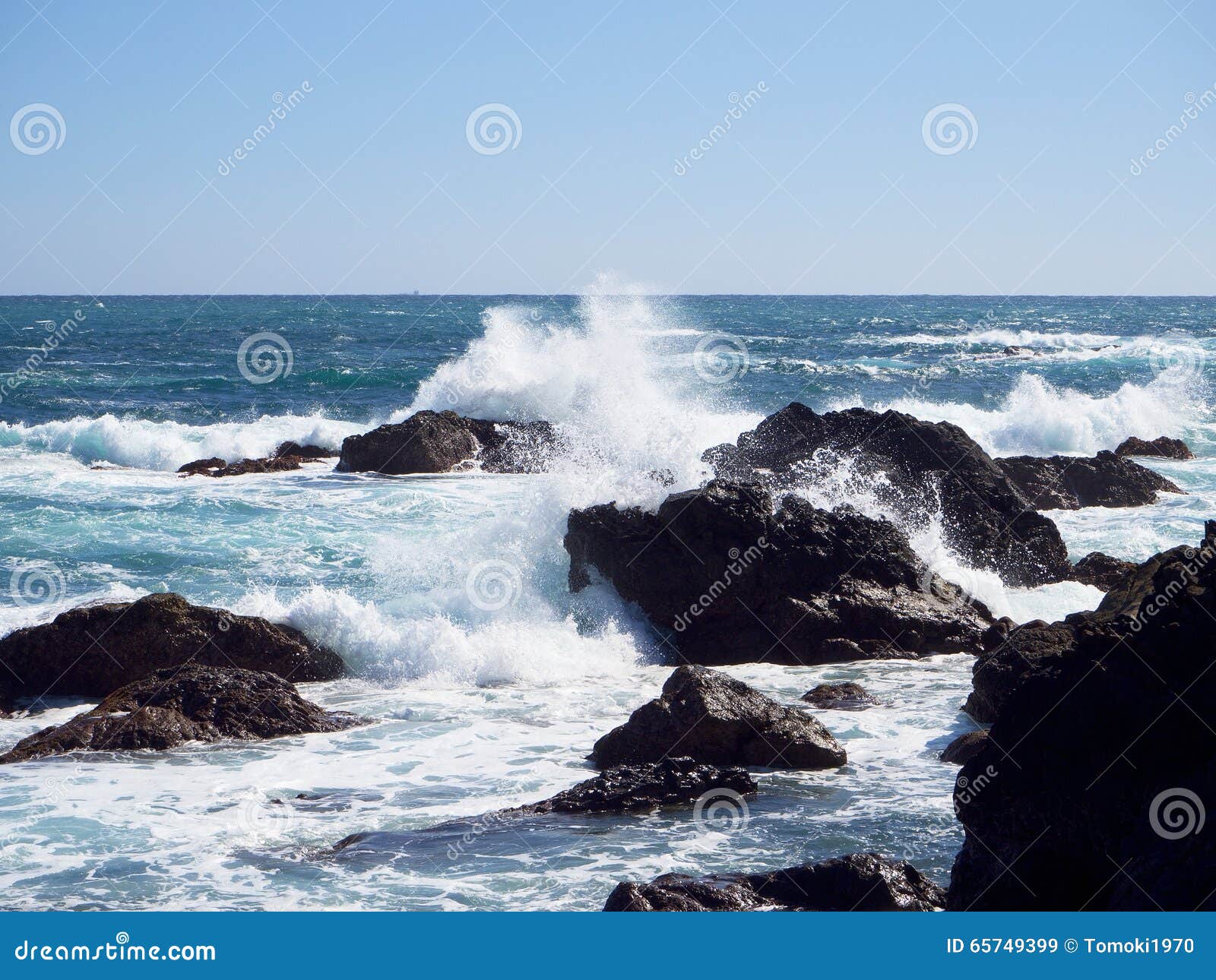 Sea And Rough Waves Royalty-Free Stock Photo | CartoonDealer.com #7938849