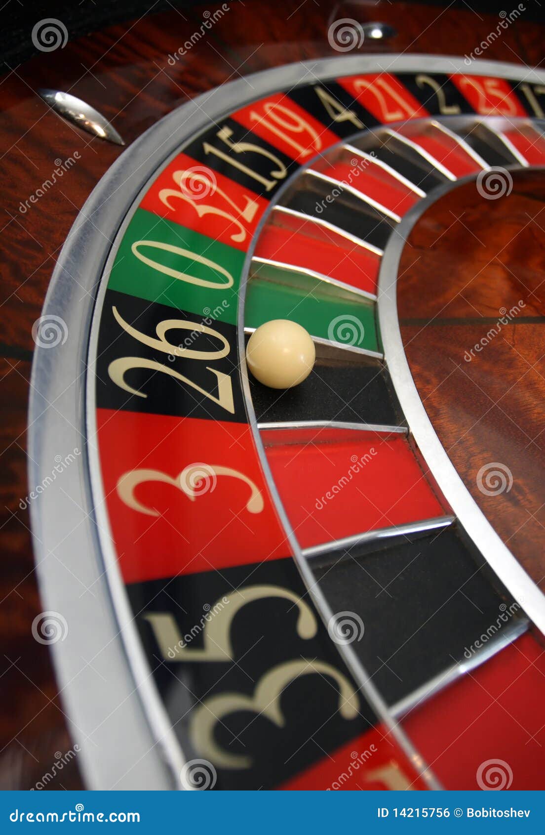 Roulette nel casinò fotografia stock. Immagine di giochi - 14215756