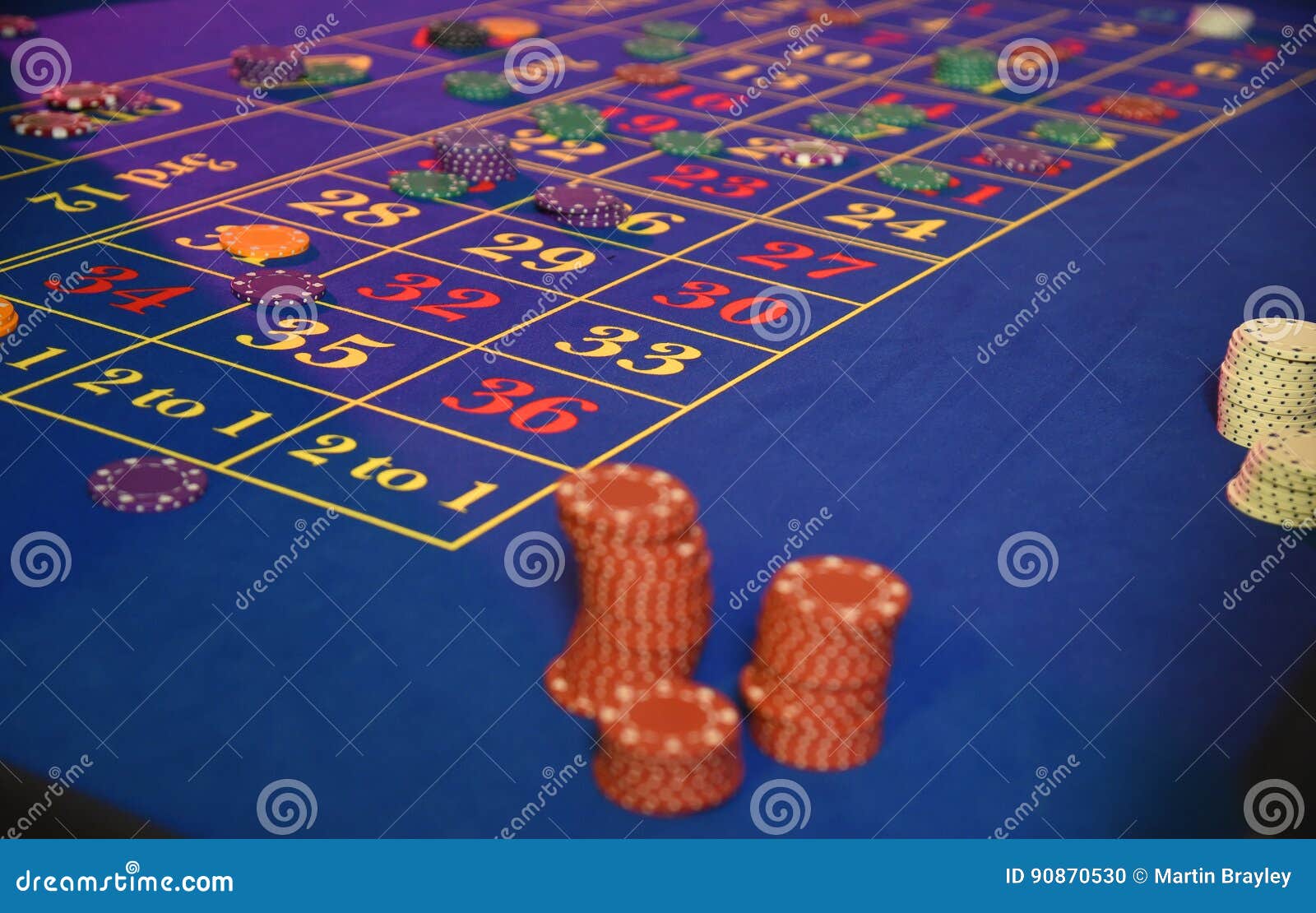 Roulette wheel gambling editorial image. Image of gamble - 90870530