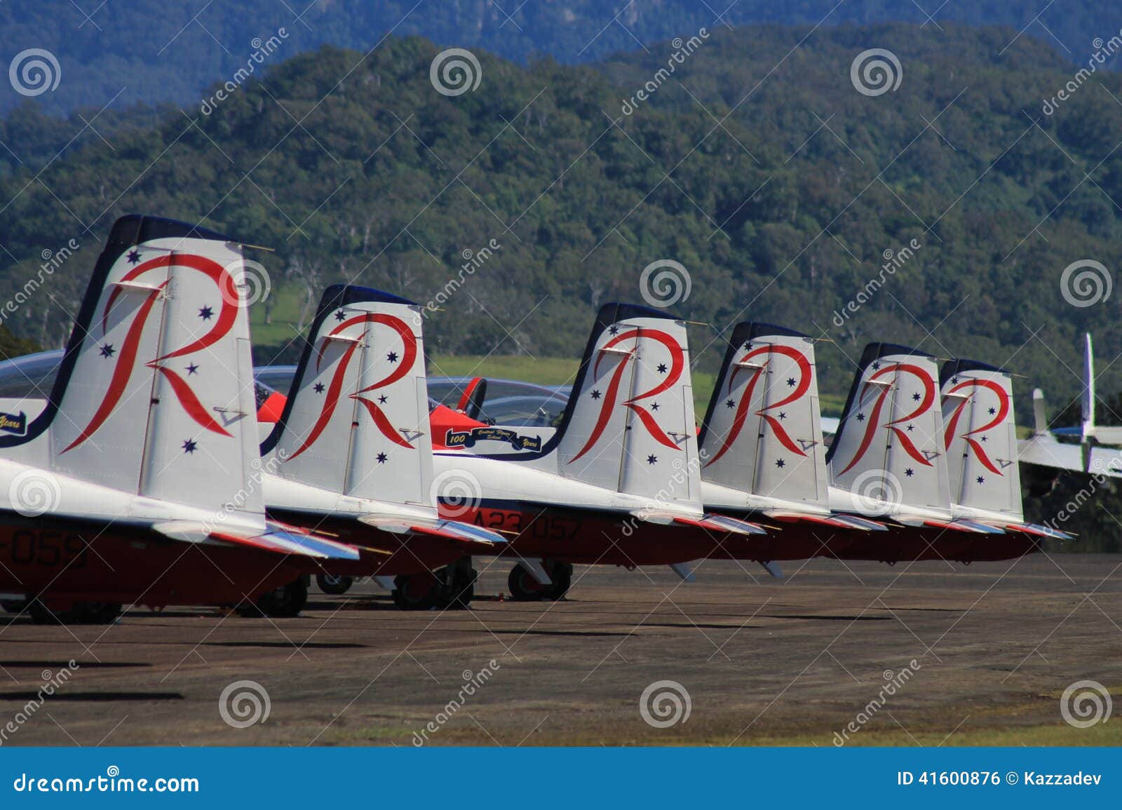The Roulettes editorial photo. Image of airshow, airforce - 41600876