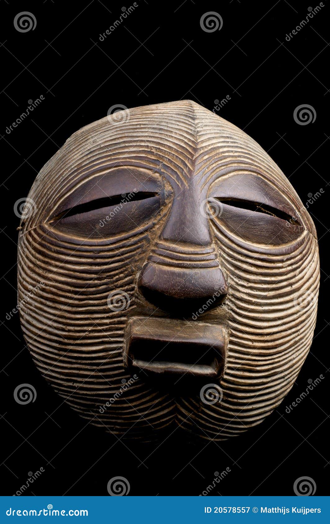 Round African mask editorial photography. Image of south - 20578557