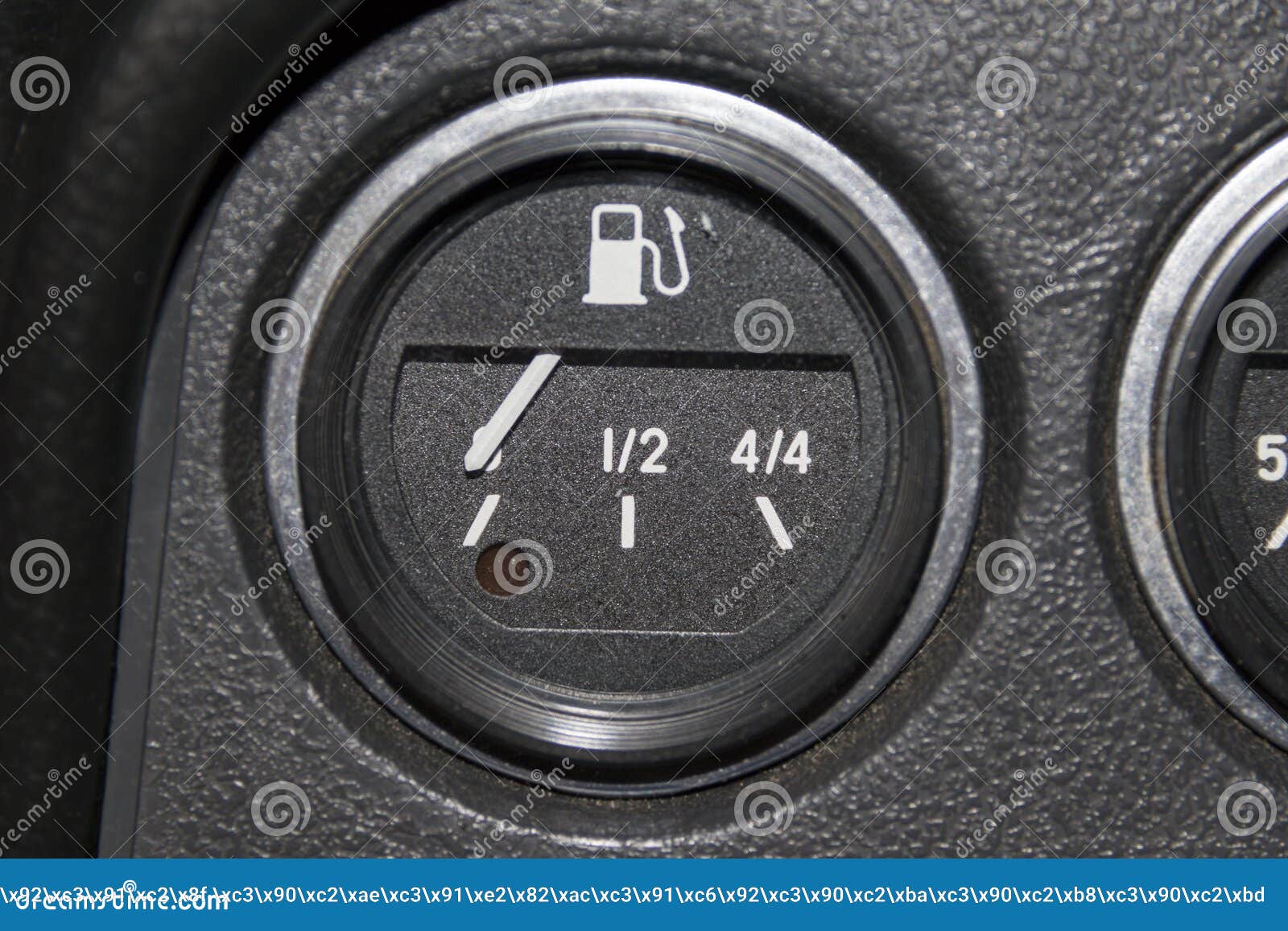 Fuel gauge at zero stock photo. Image of dashboard, gauge - 182105030