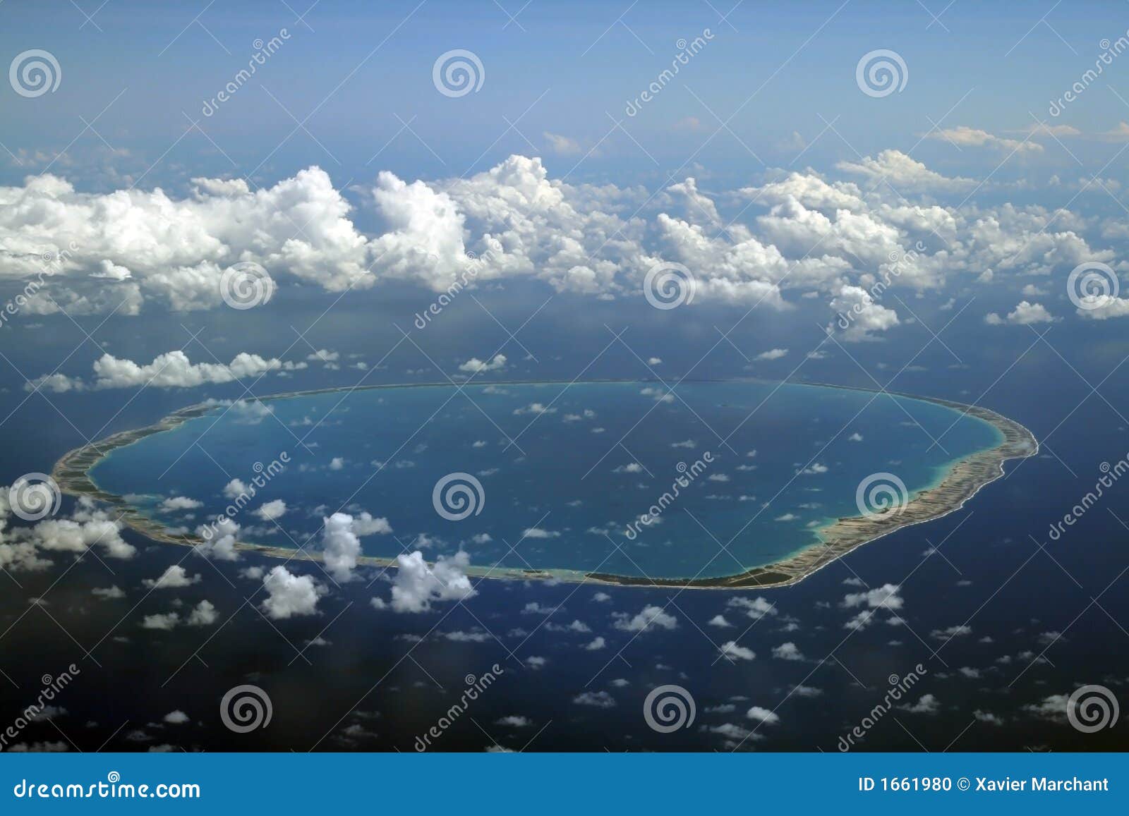 Round atoll stock photo. Image of turquoise, tikehau, polynesia - 1661980